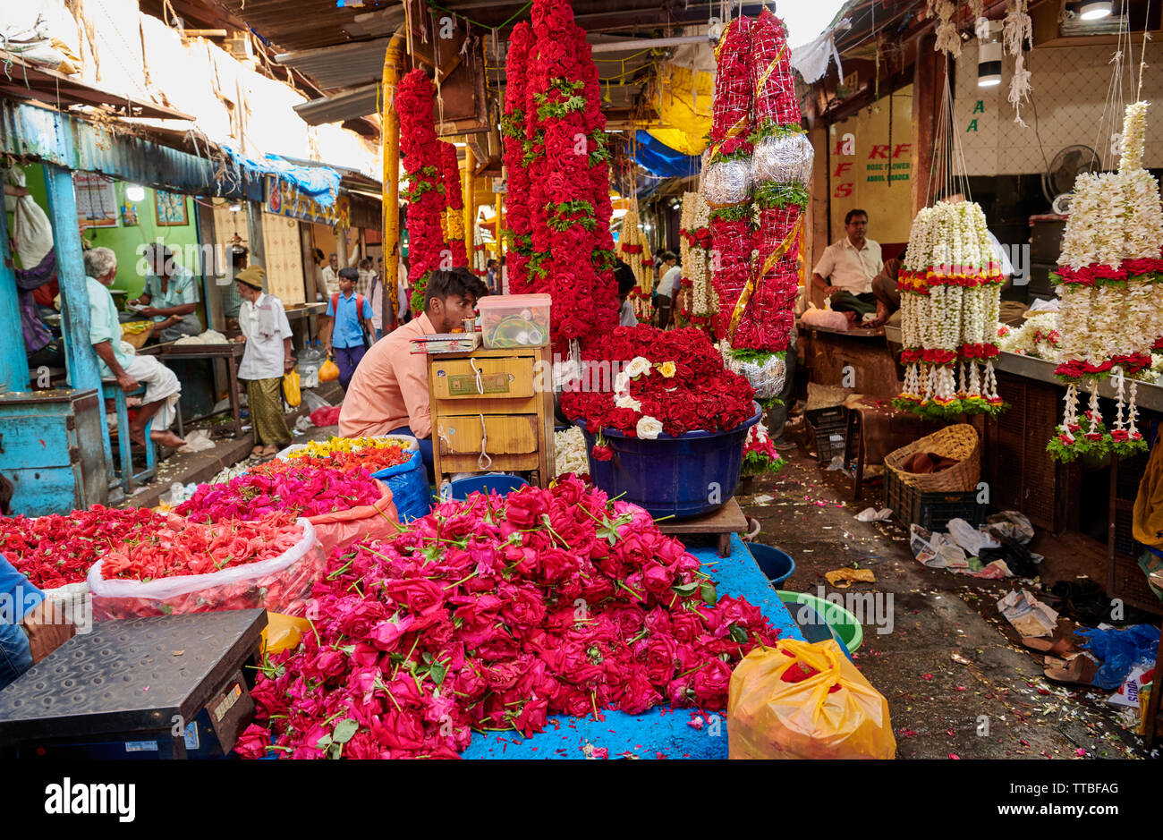 flower stall on Devaraja fruit and vegetable market, Mysore, Karnataka ...