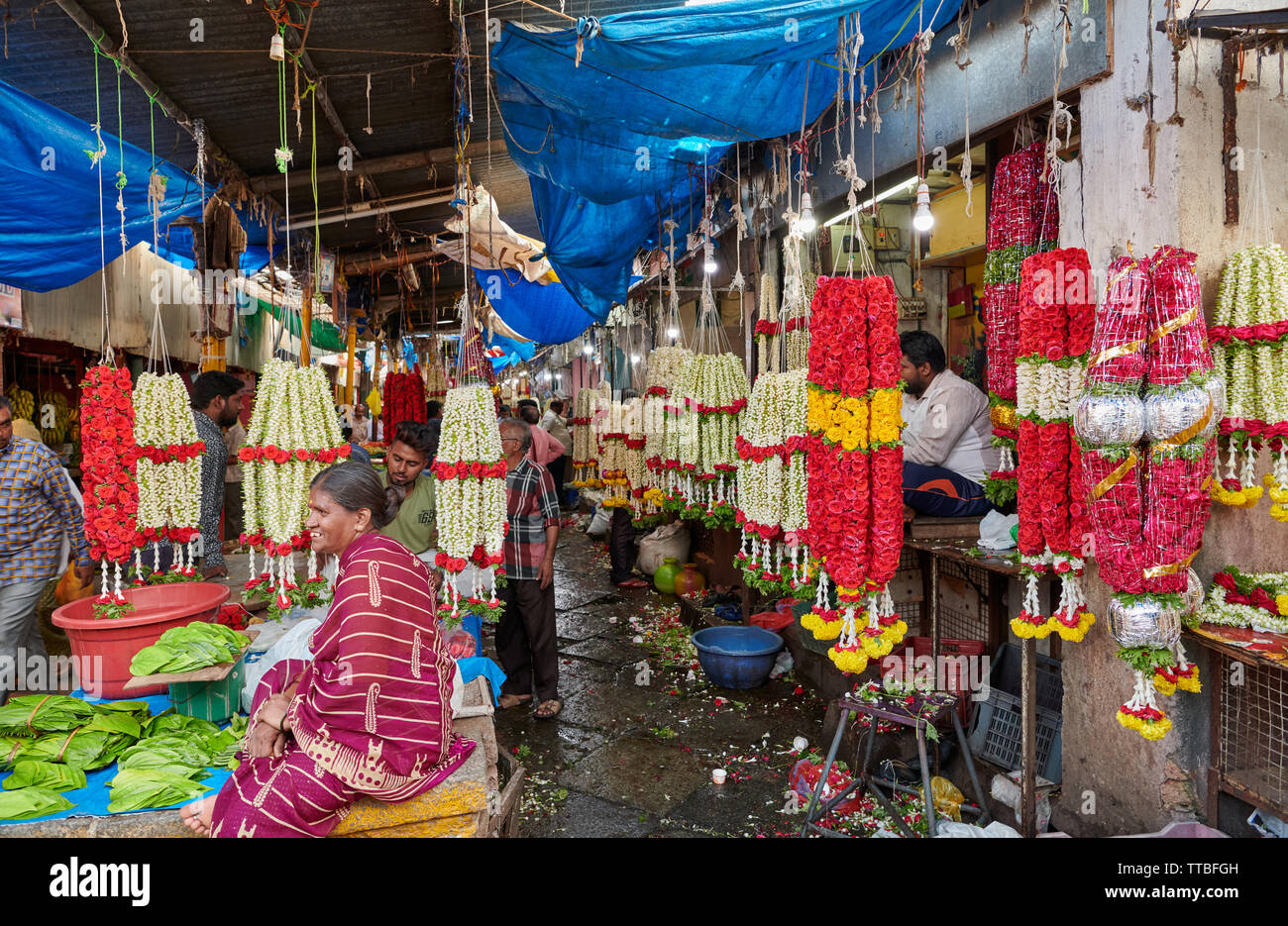 flower stall on Devaraja fruit and vegetable market, Mysore, Karnataka ...