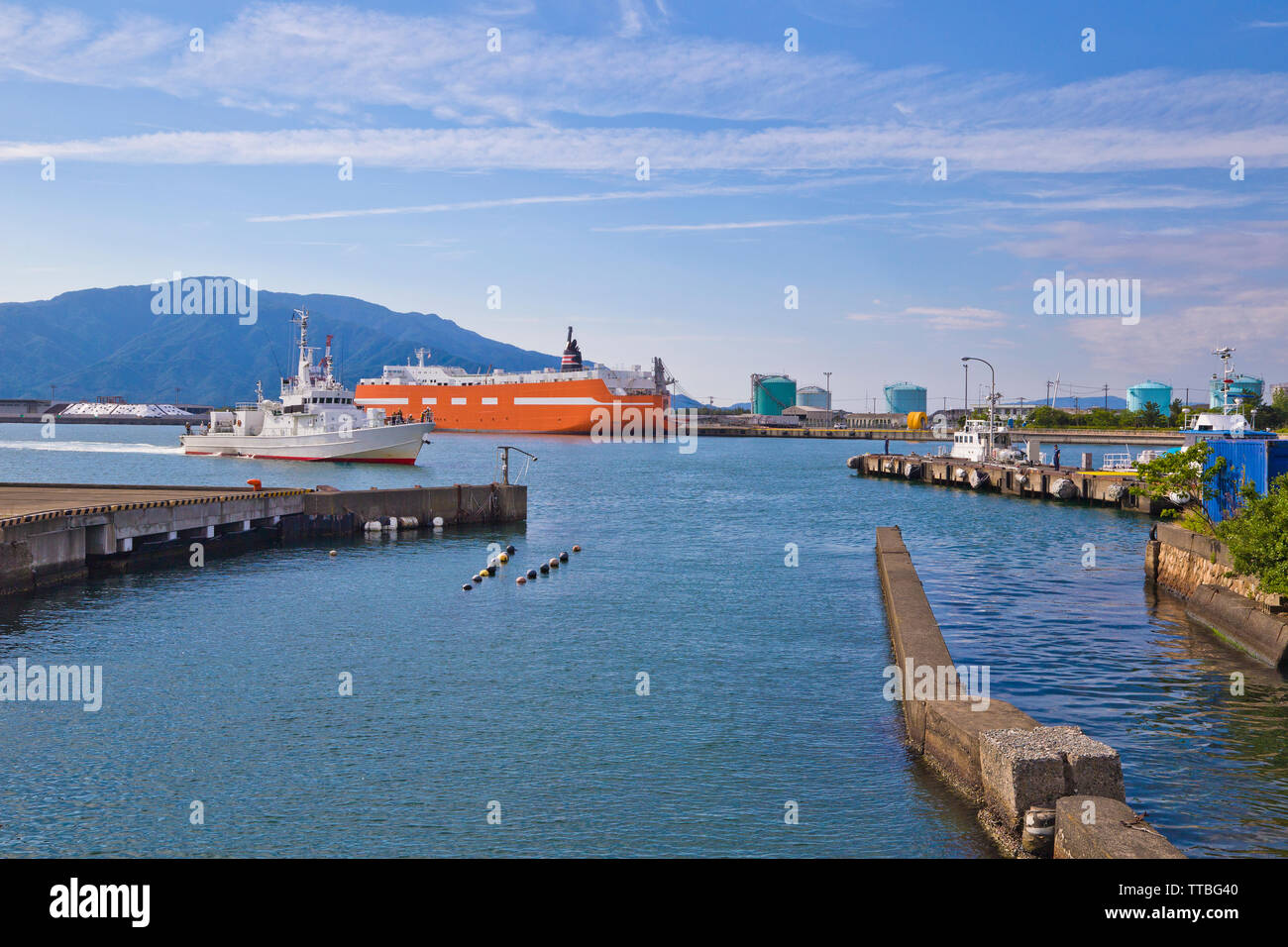 Tsuruga hi-res stock photography and images - Alamy