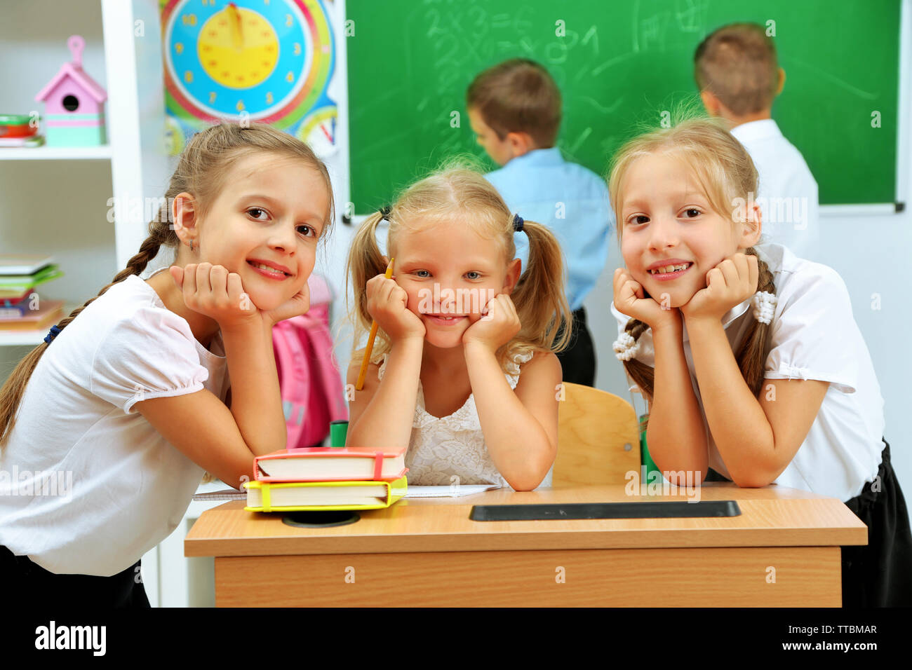 Private schoolgirls school hi-res stock photography and images - Alamy
