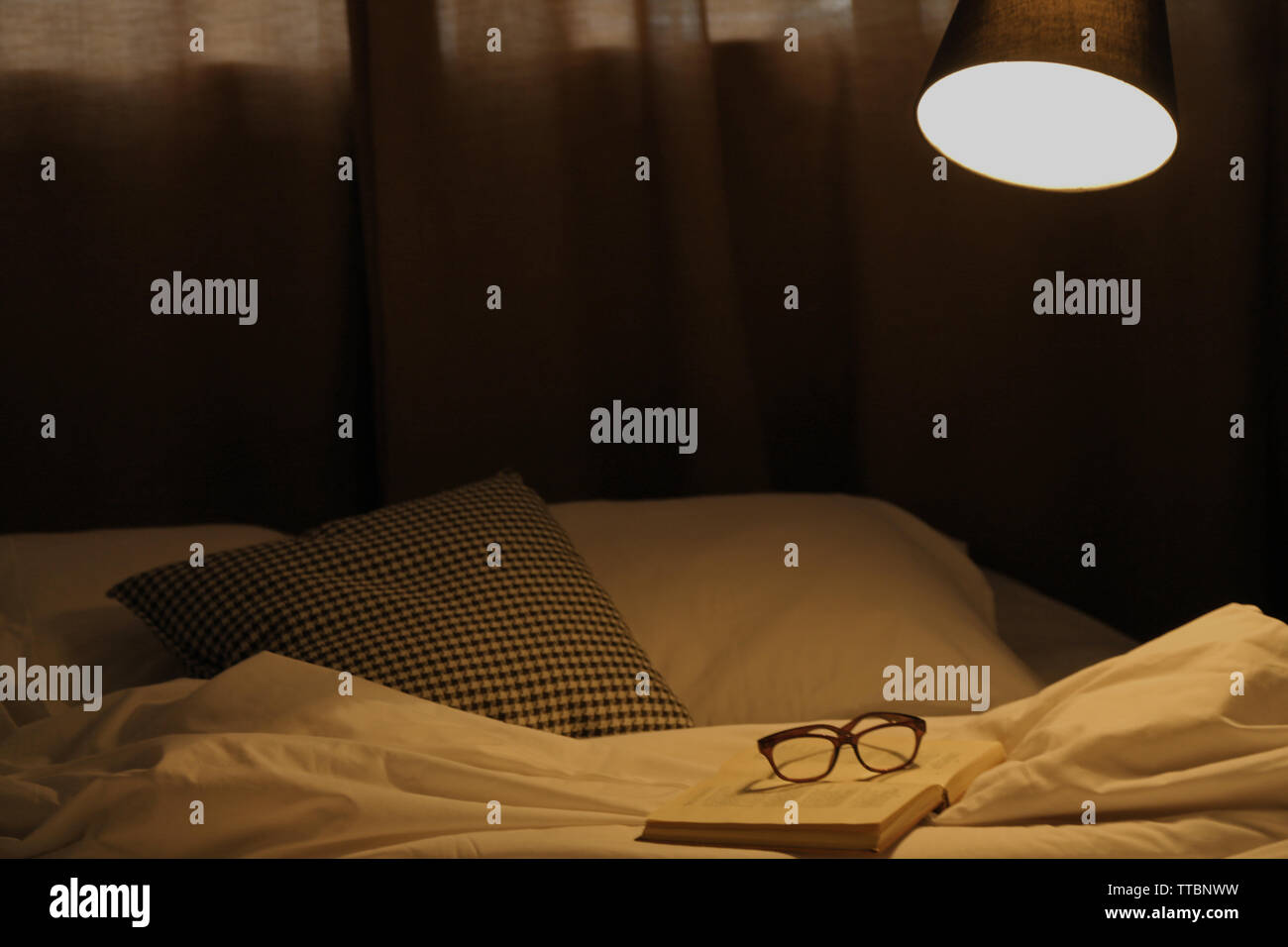 Open book laying down hi-res stock photography and images - Alamy