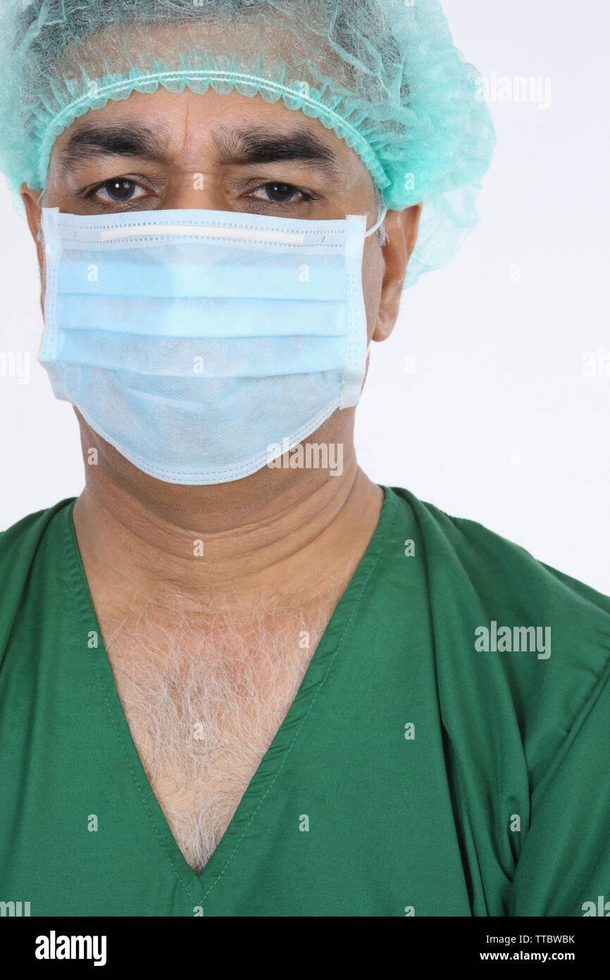 Portrait of an Indian male surgeon Stock Photo - Alamy