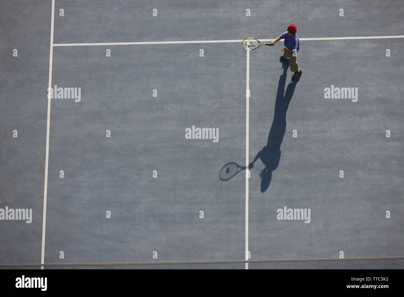 Tennis rack hi-res stock photography and images - Alamy