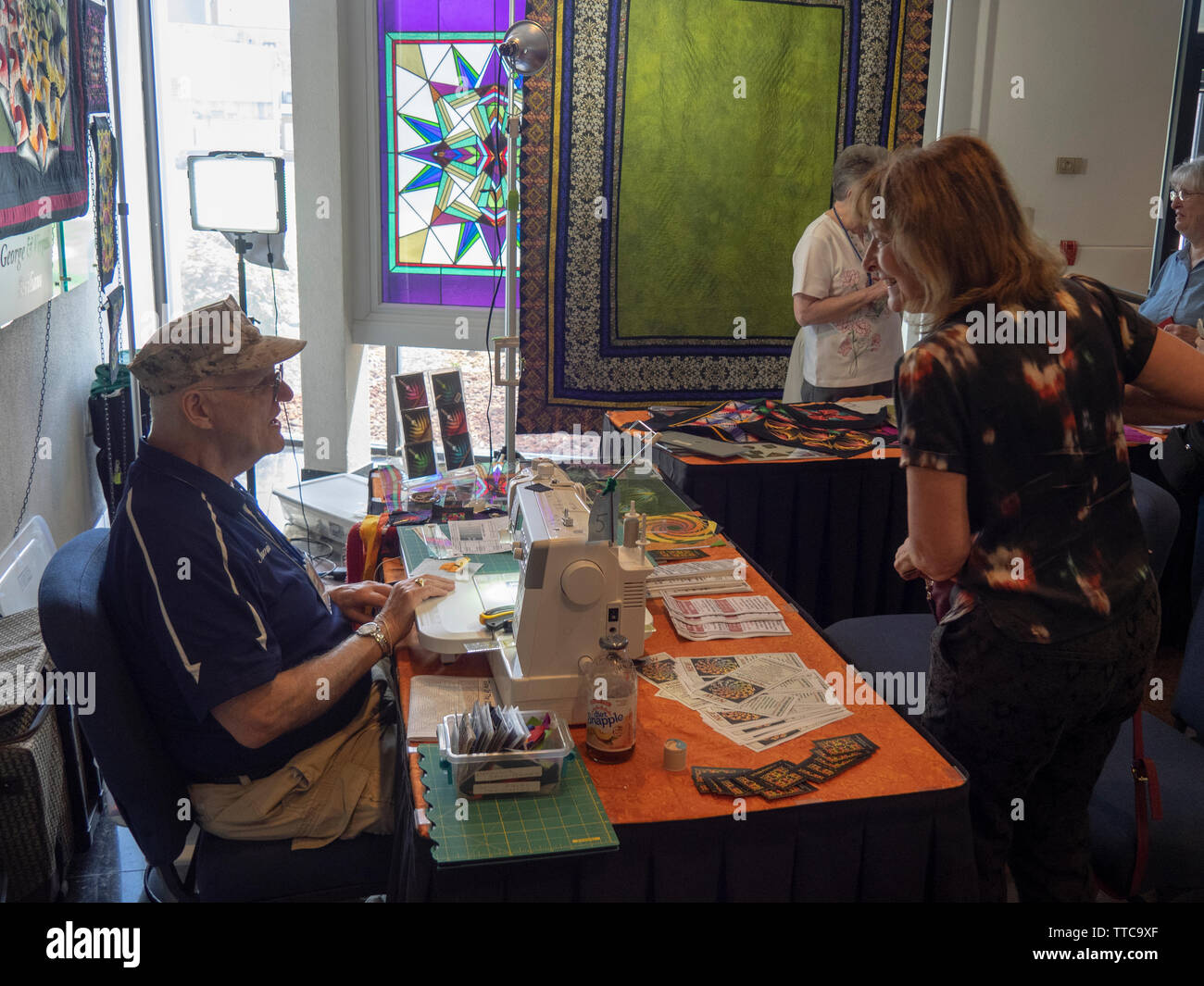 Male man quilter quilt quilting hi-res stock photography and images - Alamy