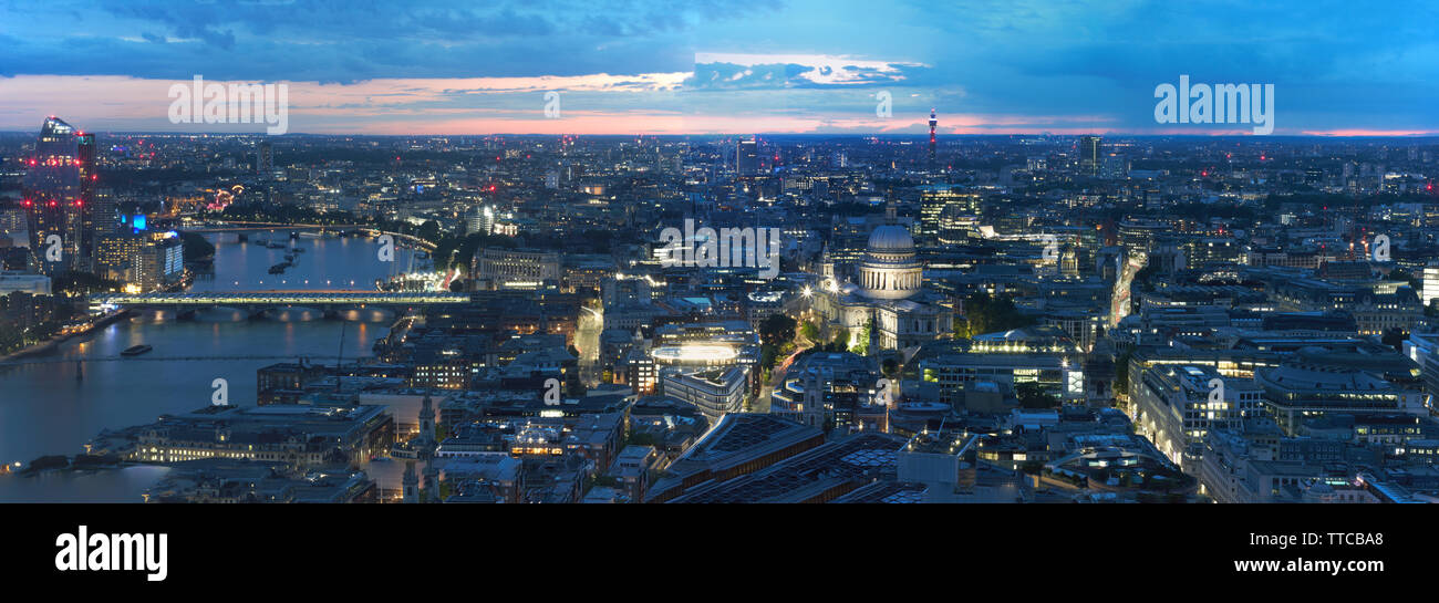 Central London Panoramic skyline at night, England Stock Photo - Alamy