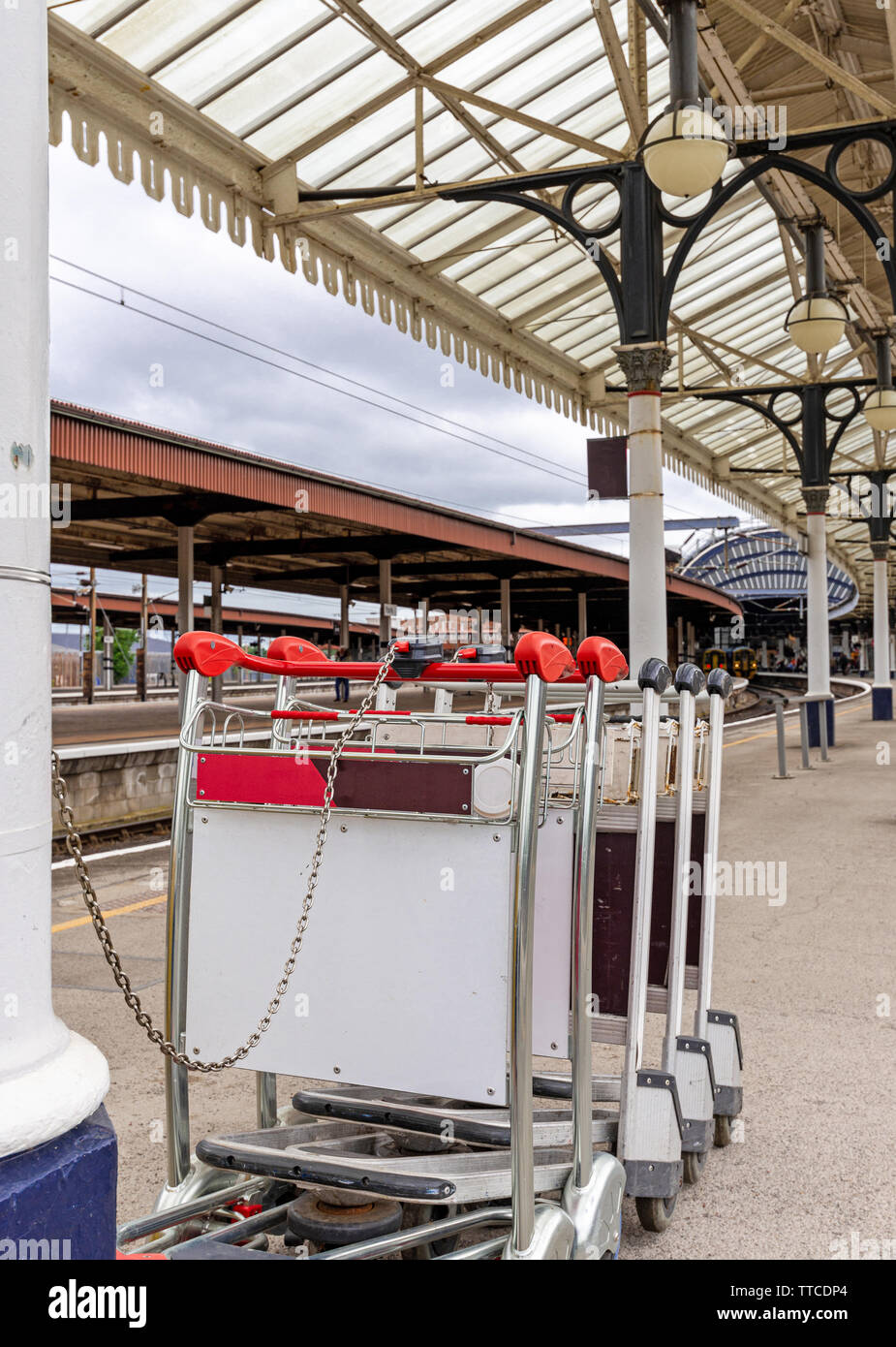 Platform Trolley Stock Photos & Platform Trolley Stock Images - Alamy