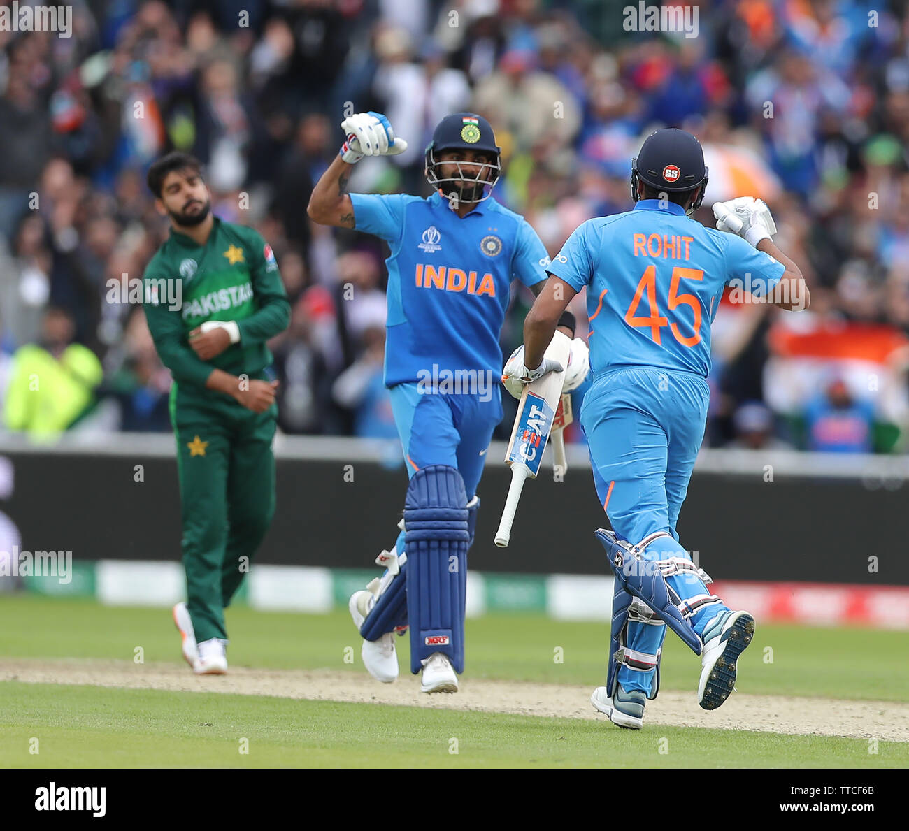 Ms dhoni 2019 world cup hi-res stock photography and images - Alamy