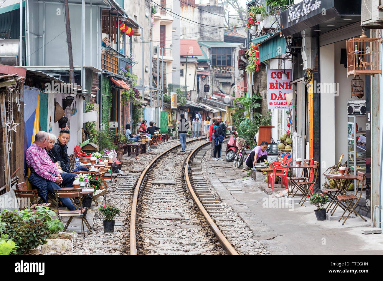 Vietnamese Slums High Resolution Stock Photography and Images - Alamy