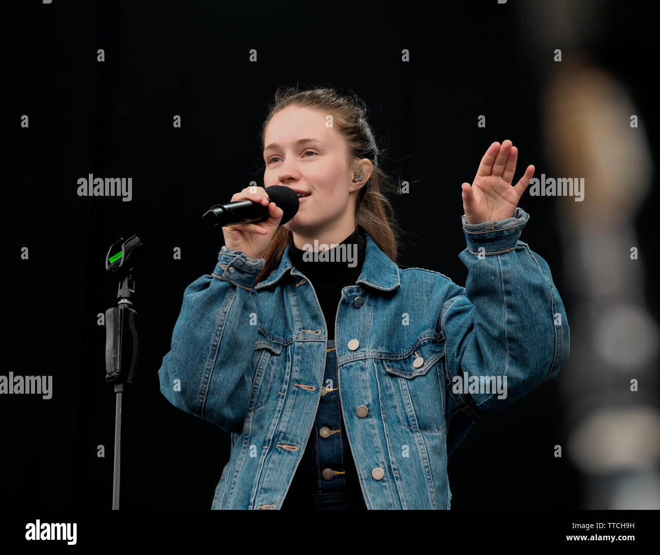 Sigrid singer hi-res stock photography and images - Alamy