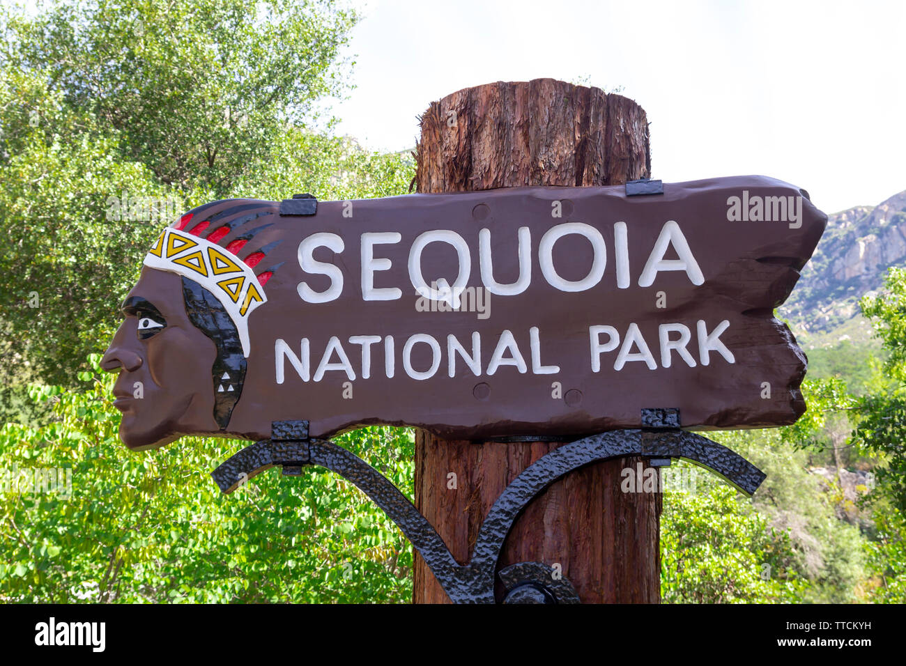 Sequoia national park sign california hi-res stock photography and ...
