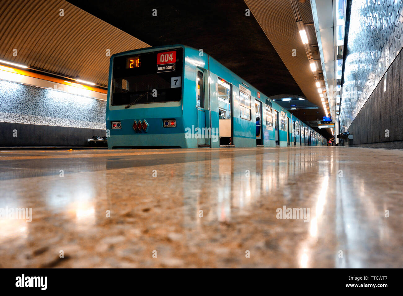 Spotting trains hi-res stock photography and images - Alamy