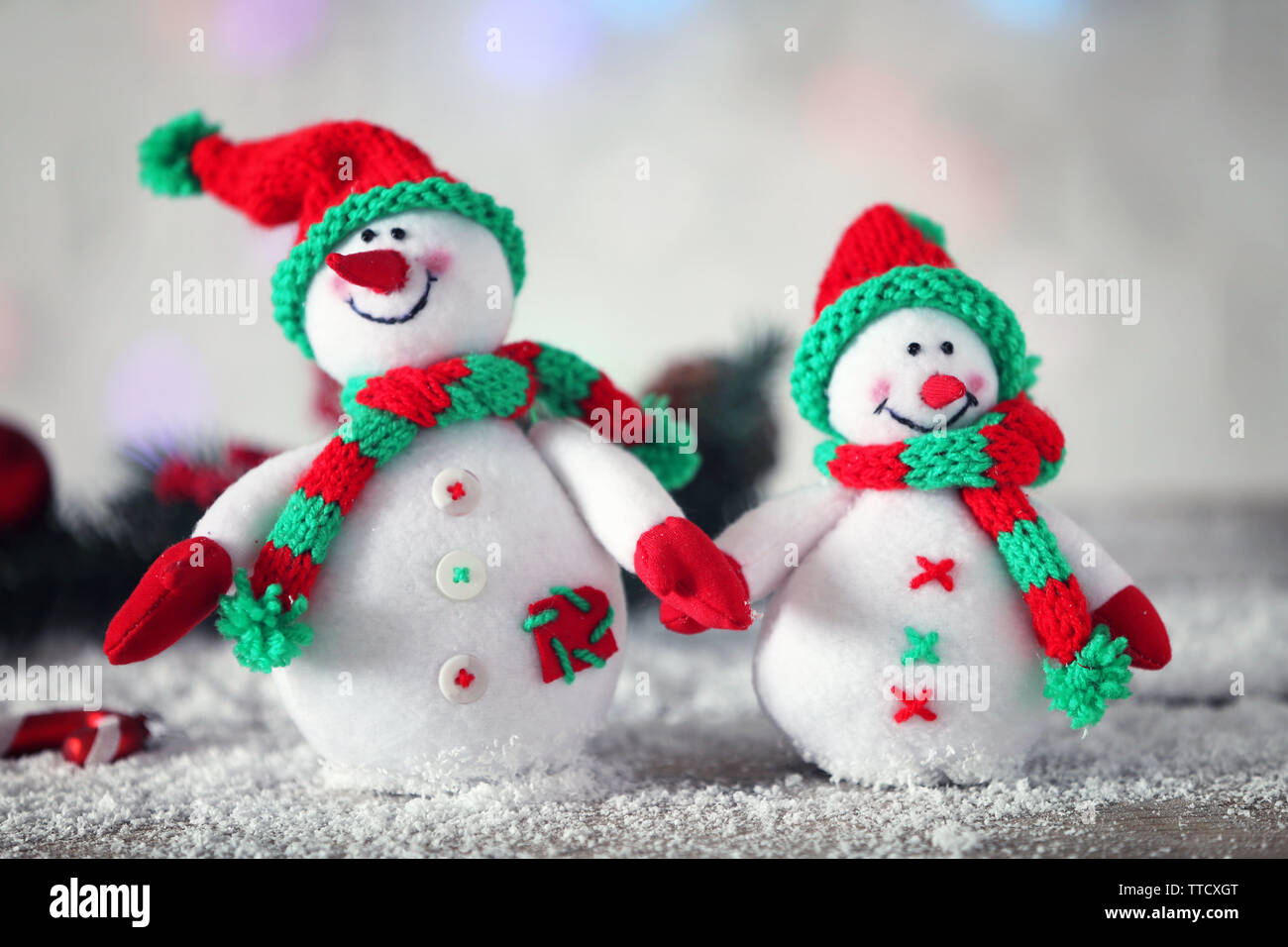 Cute christmas pattern snowmen hi-res stock photography and images - Alamy