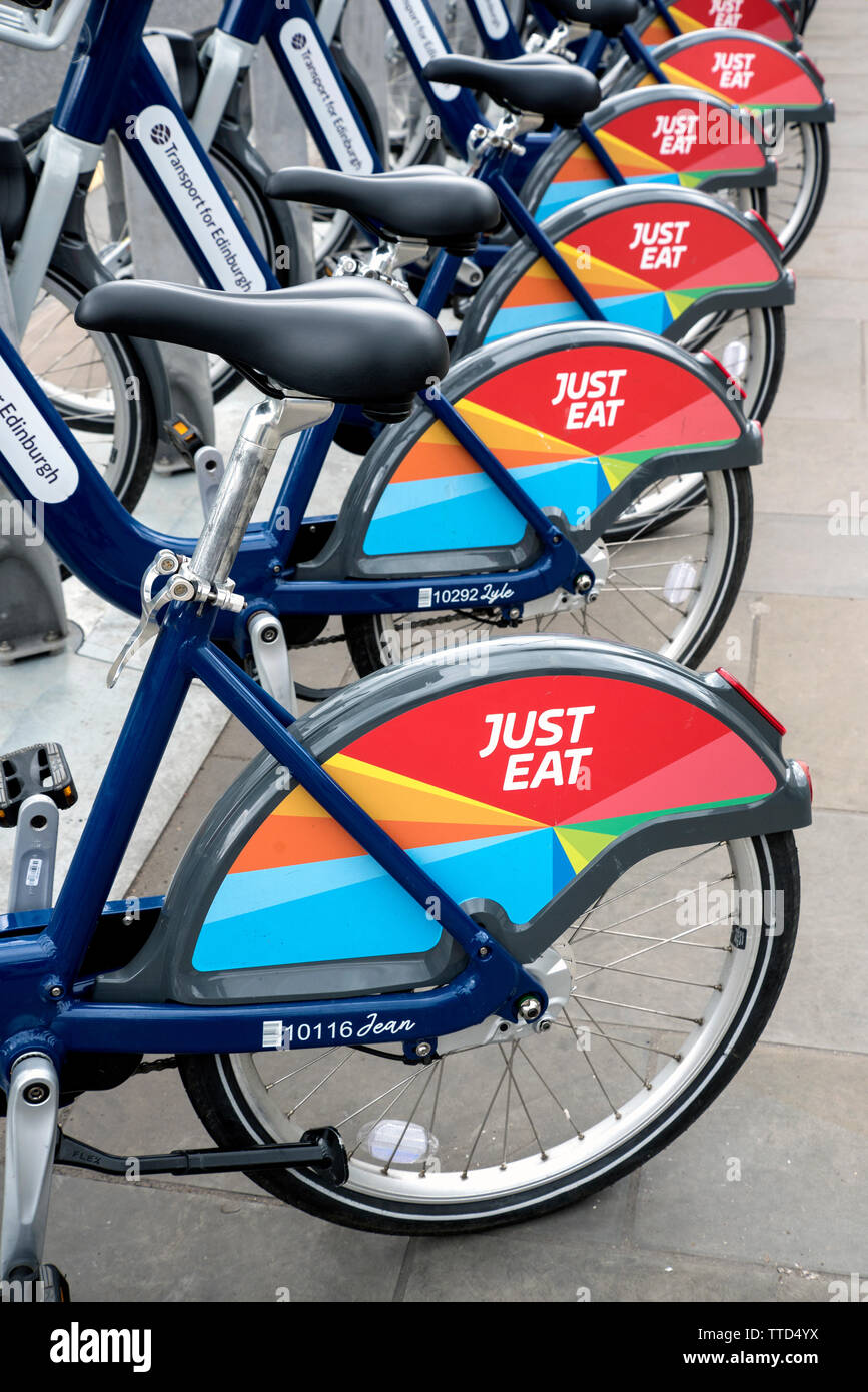 Bicycle logo logo logos logo hi-res stock photography and images - Alamy