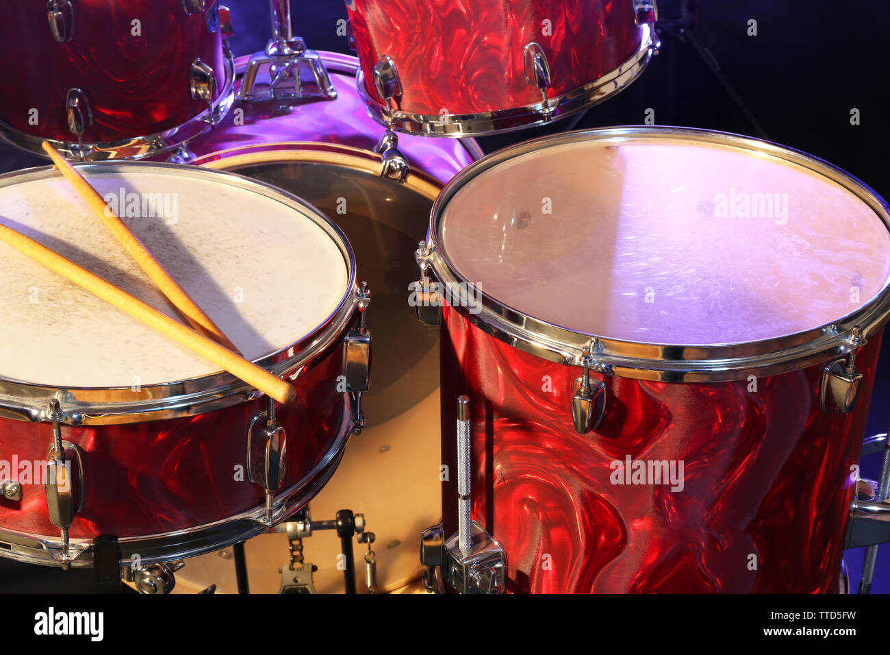 Copper plate drums close hi-res stock photography and images - Alamy