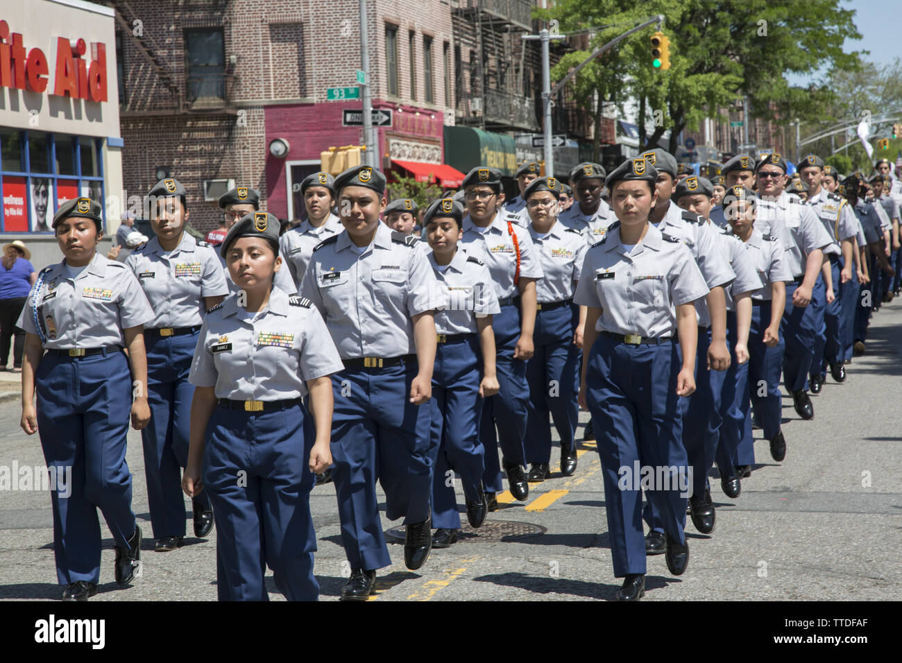 Us army officer uniforms hi-res stock photography and images - Alamy