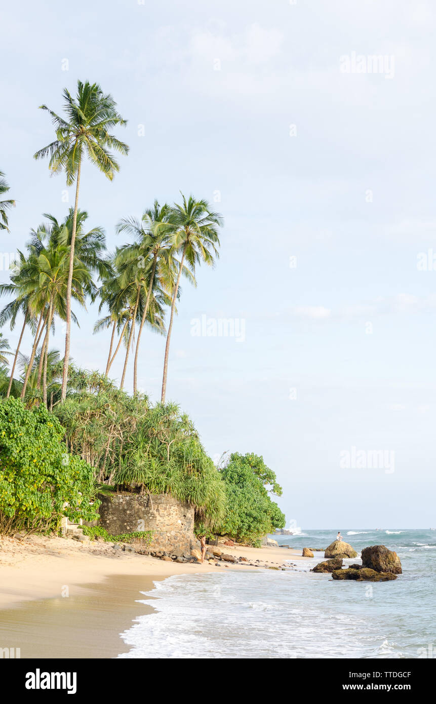 Cape Weligama Beach, Weligama, Sri Lanka Stock Photo - Alamy Cape Weligama Beach, Weligama, Sri Lanka Stock Photo - Alamy