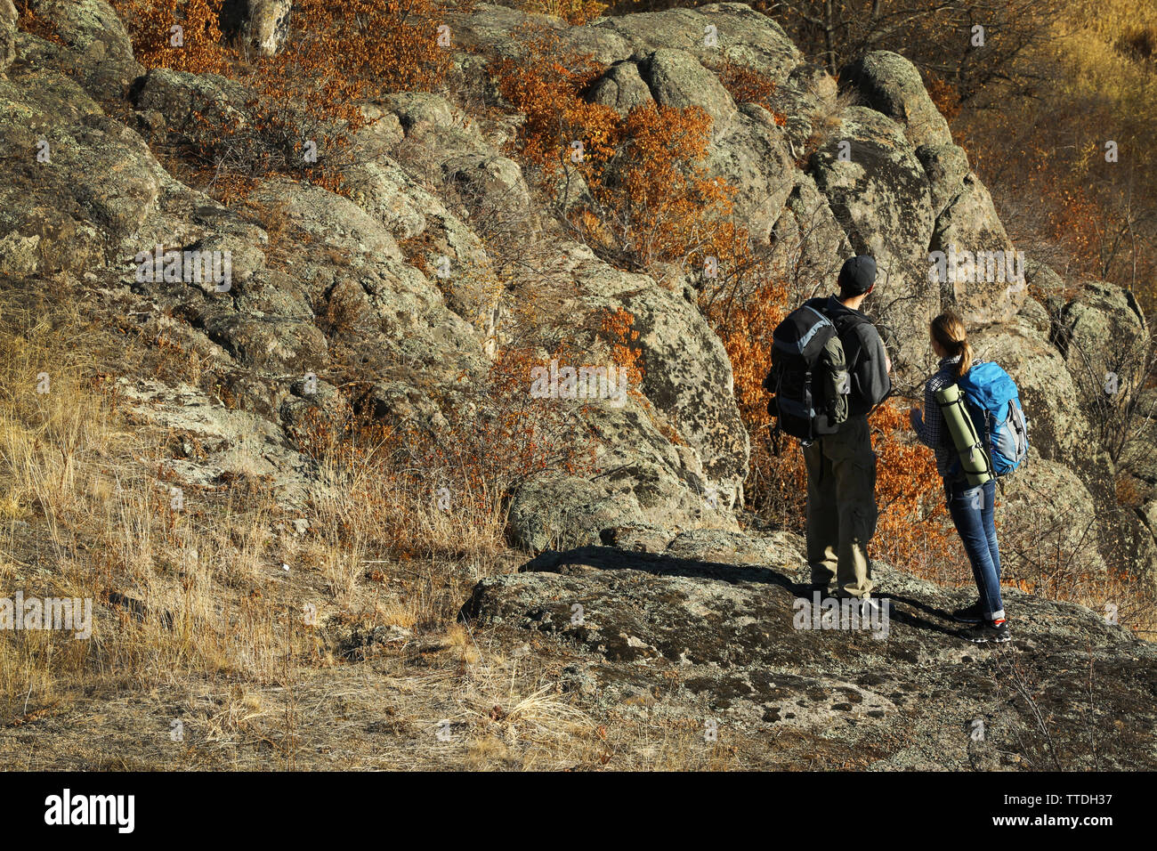 Male mountain guide female hi-res stock photography and images - Alamy
