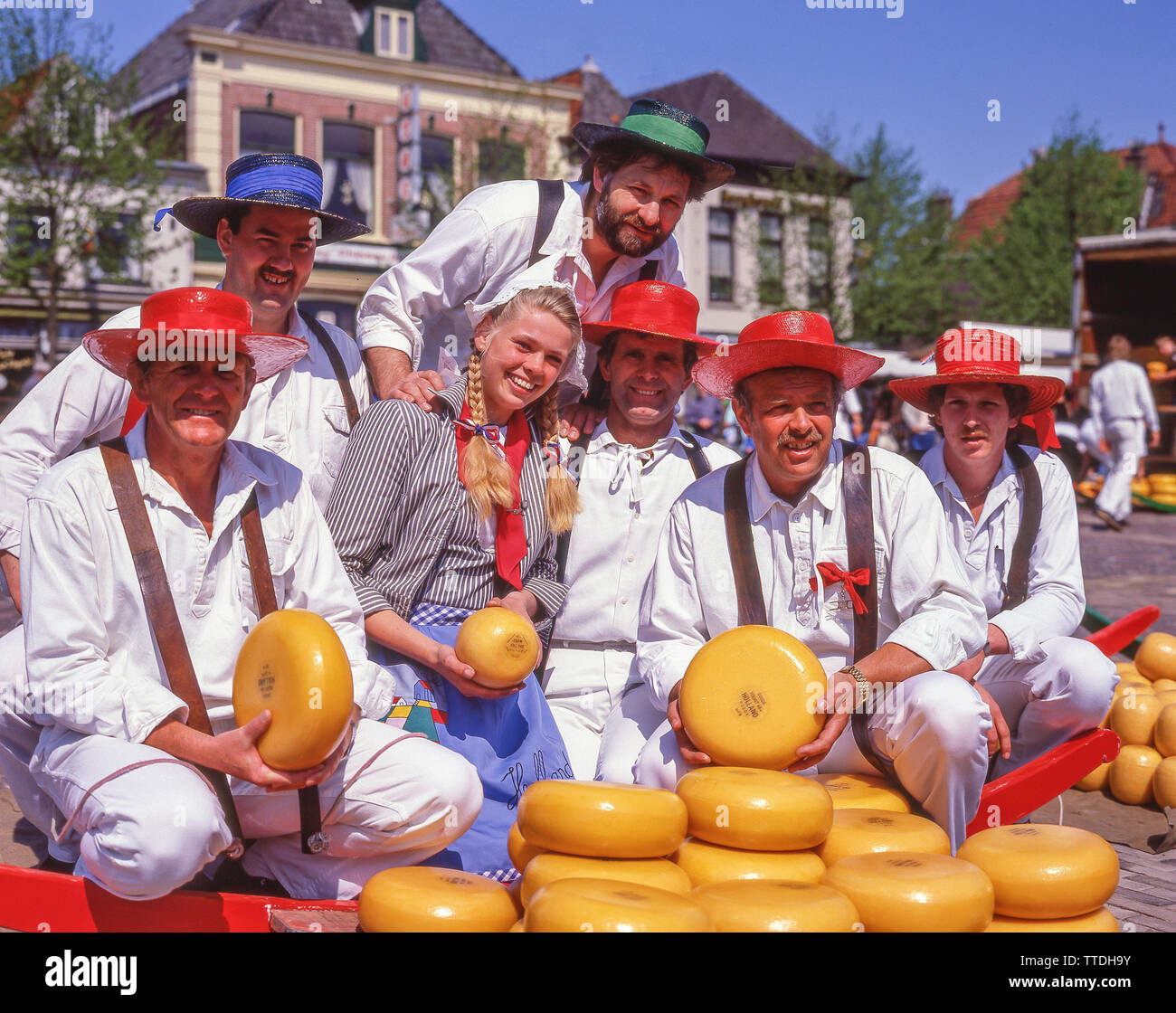 Dutch cheese girl hi-res stock photography and images - Alamy