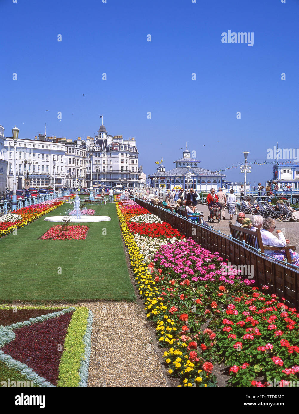 Uk england sussex eastbourne promenade hi-res stock photography and ...