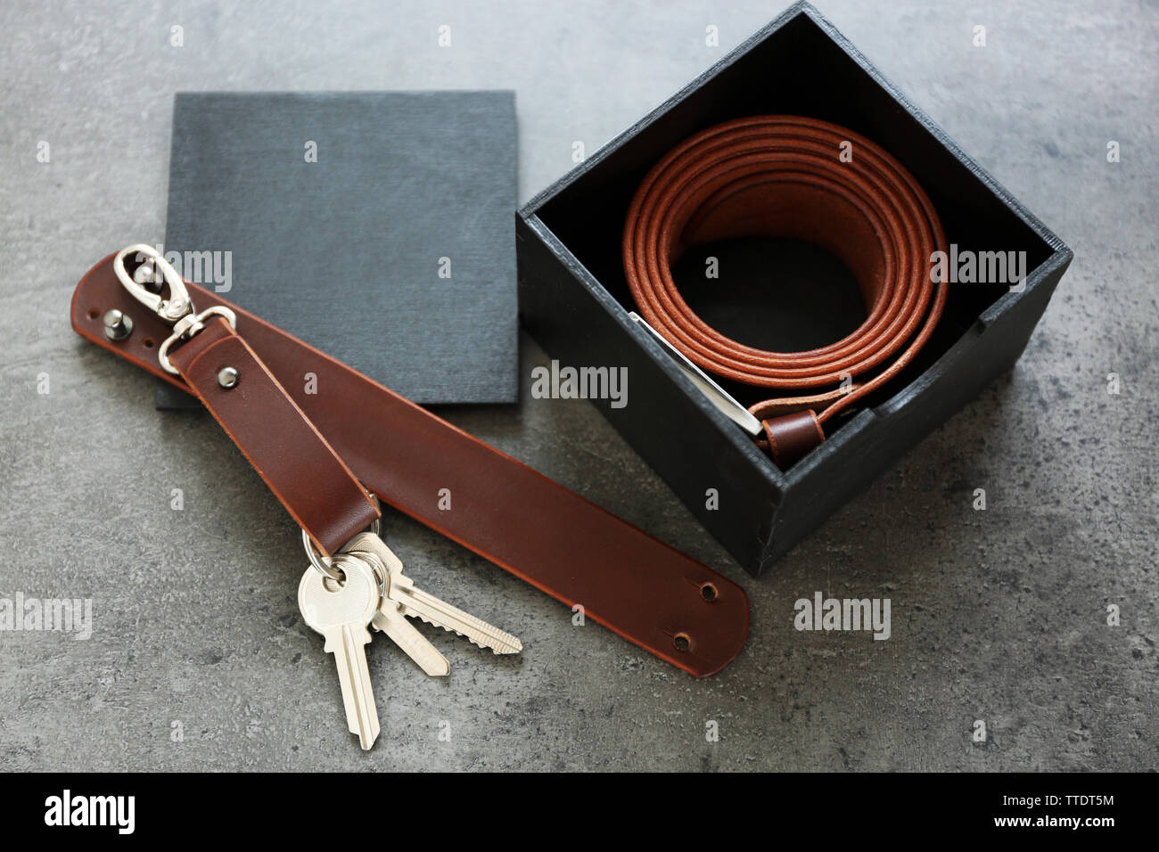 Chain belt buckle hi-res stock photography and images - Alamy