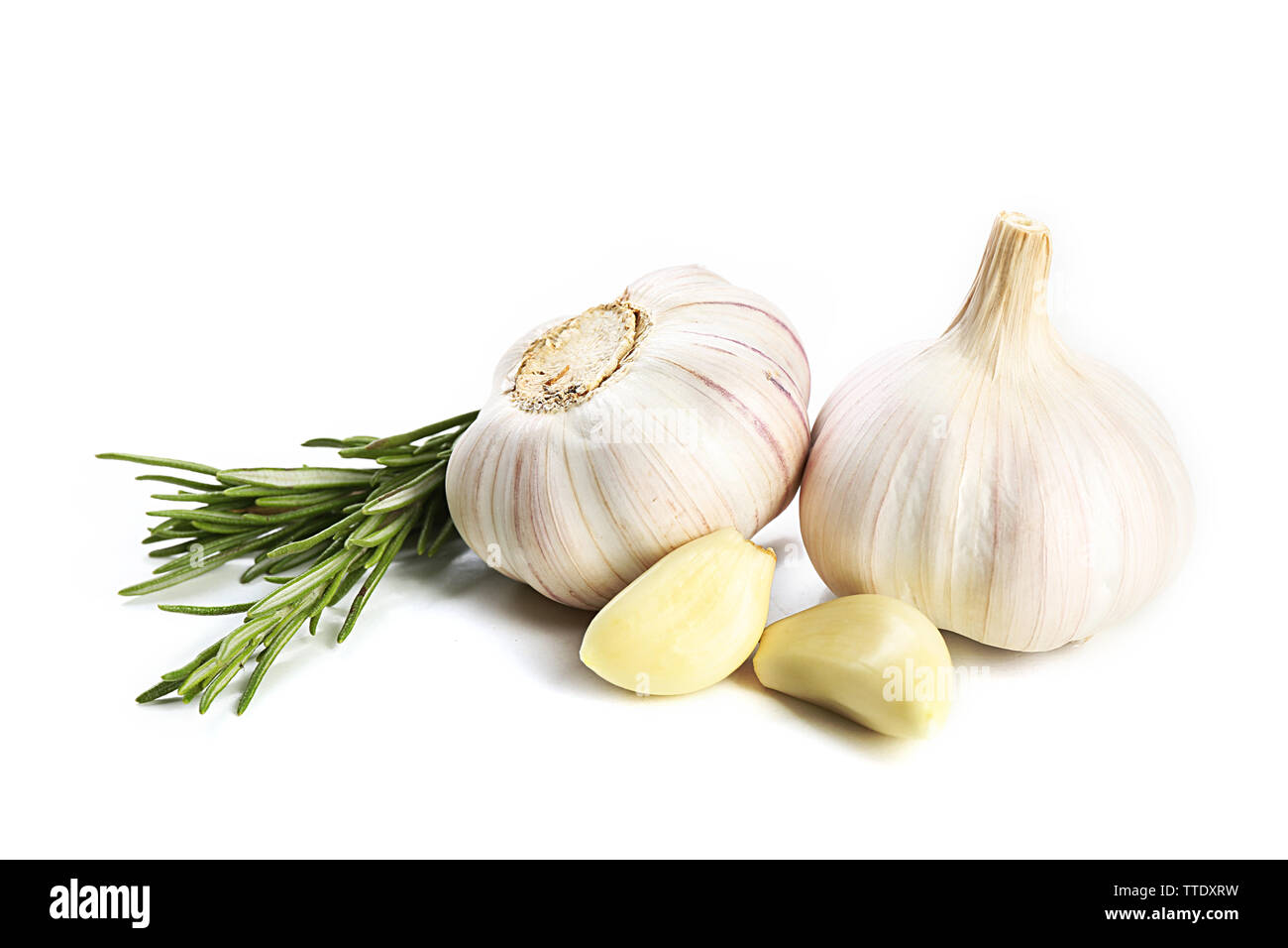 Garlic isolated on white Stock Photo - Alamy