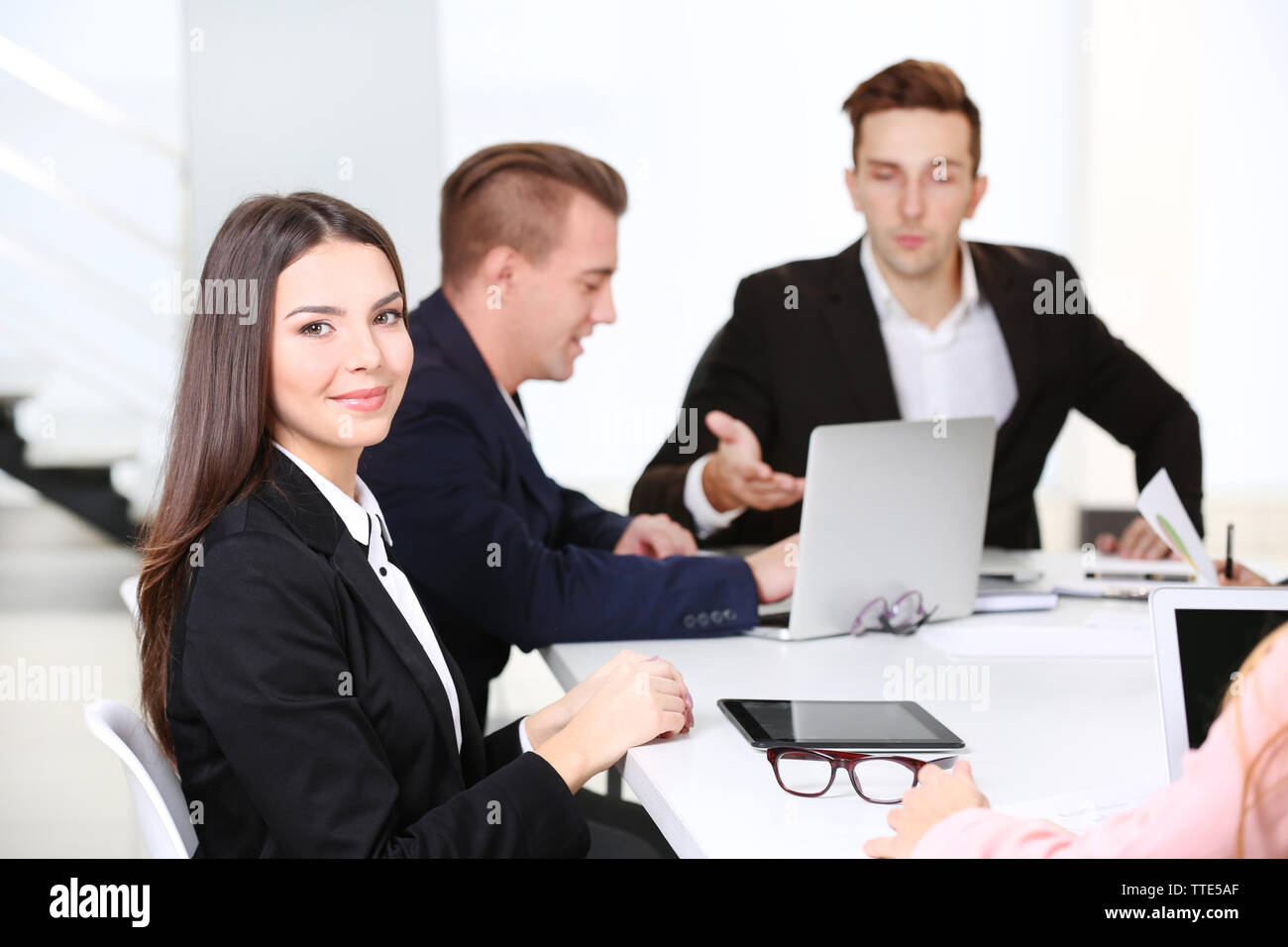 Woman in conference room hi-res stock photography and images - Alamy