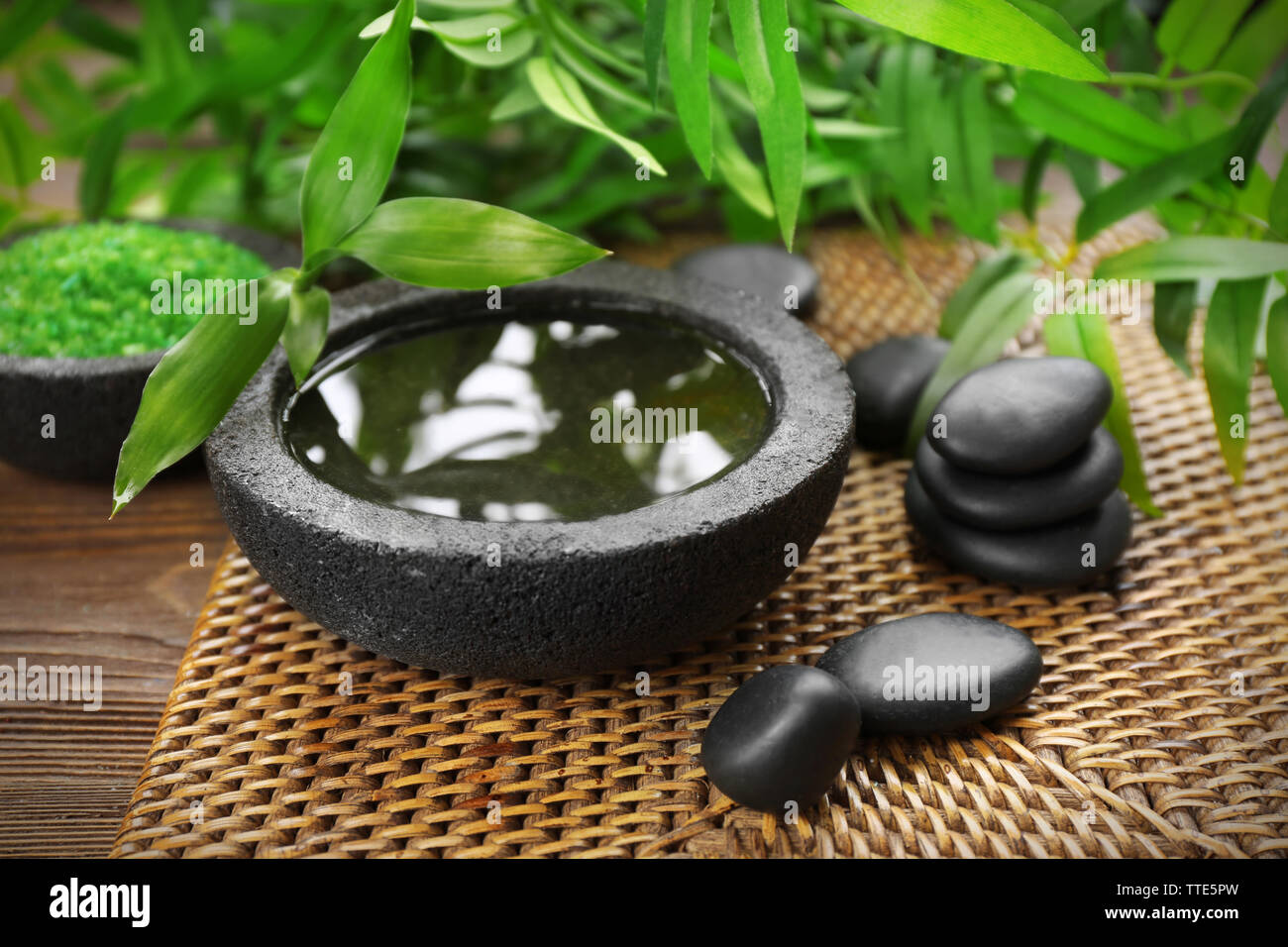 Spa procedures day hi-res stock photography and images - Alamy