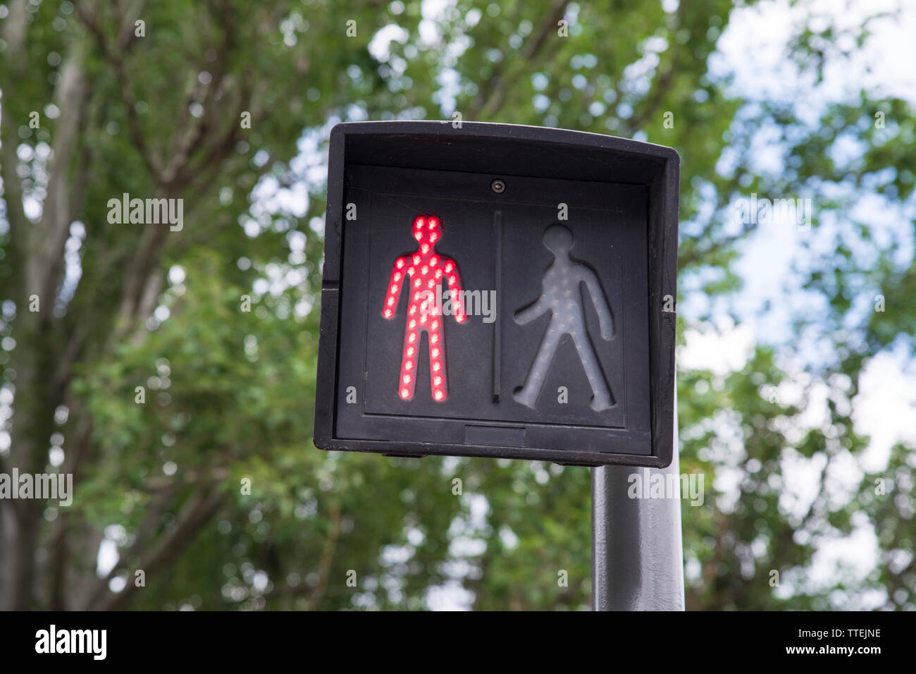 Code red signs hi-res stock photography and images - Alamy