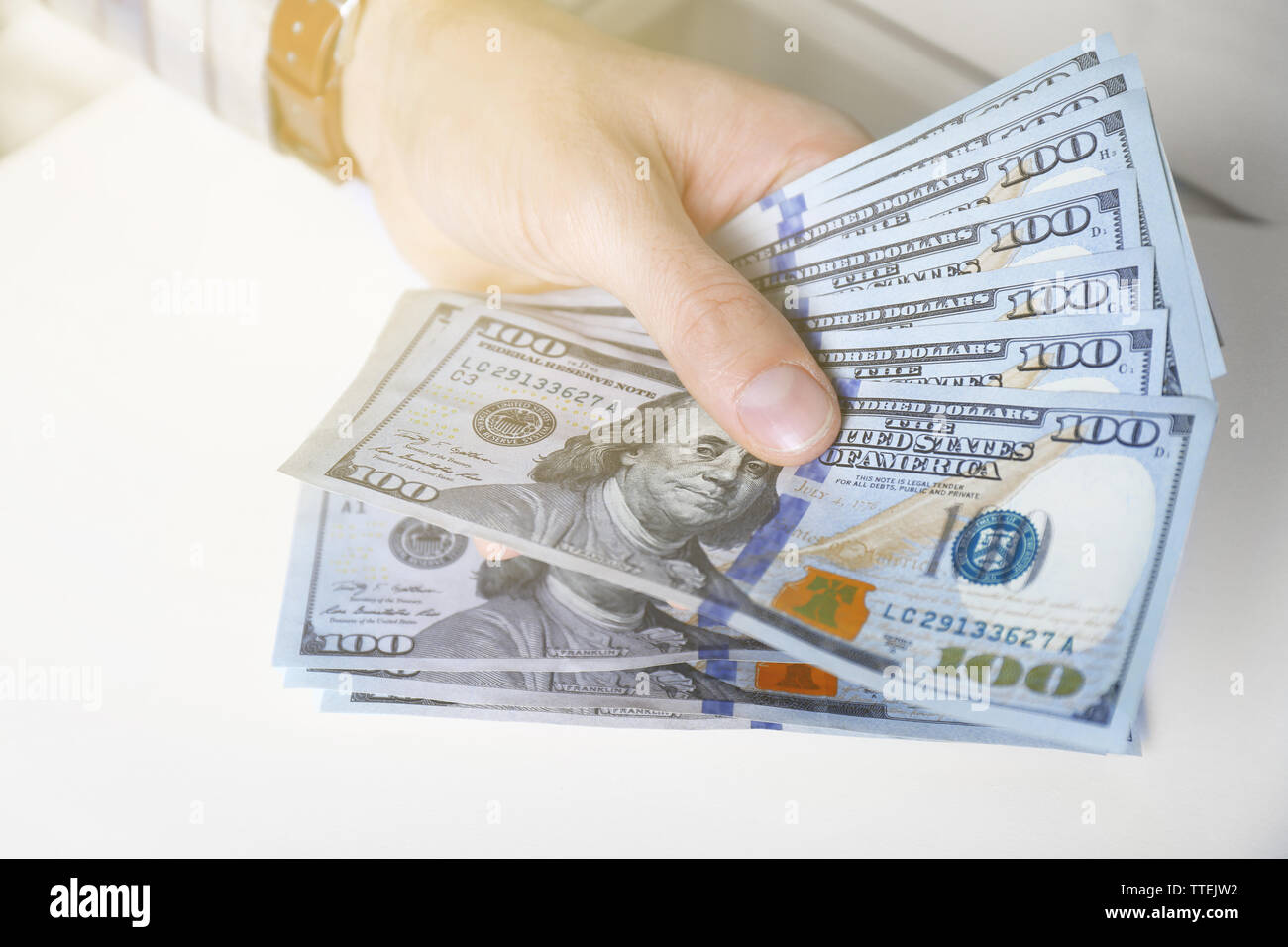 Hands counting money, close up Stock Photo - Alamy