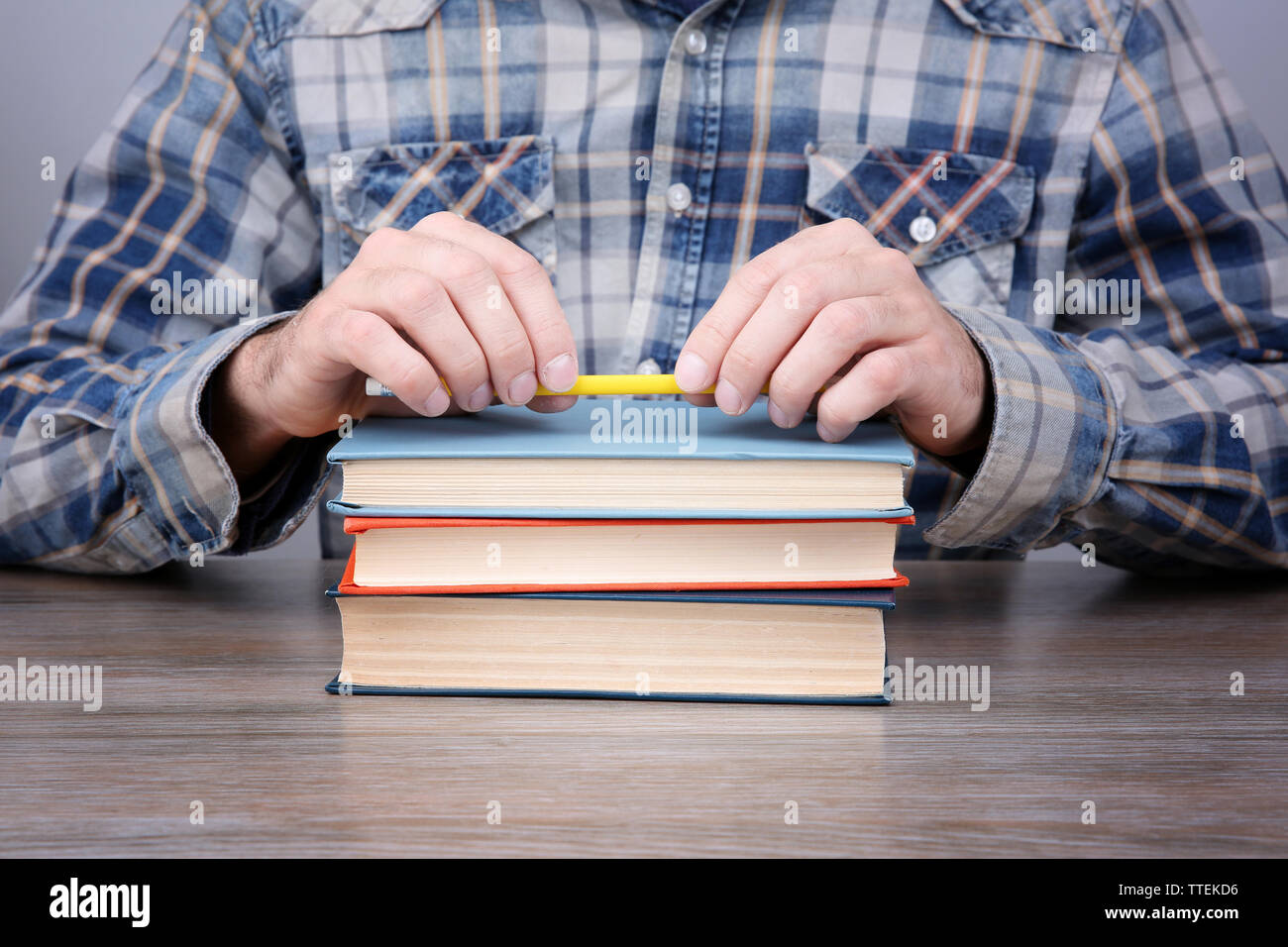 Workingbooks hi-res stock photography and images - Alamy