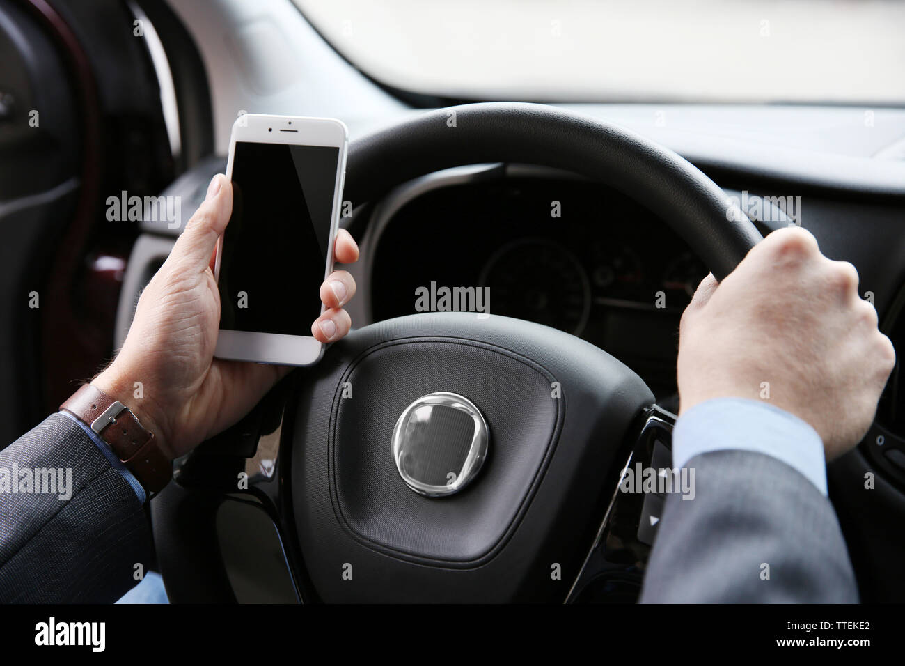 Careless driver phone talking hi-res stock photography and images - Alamy