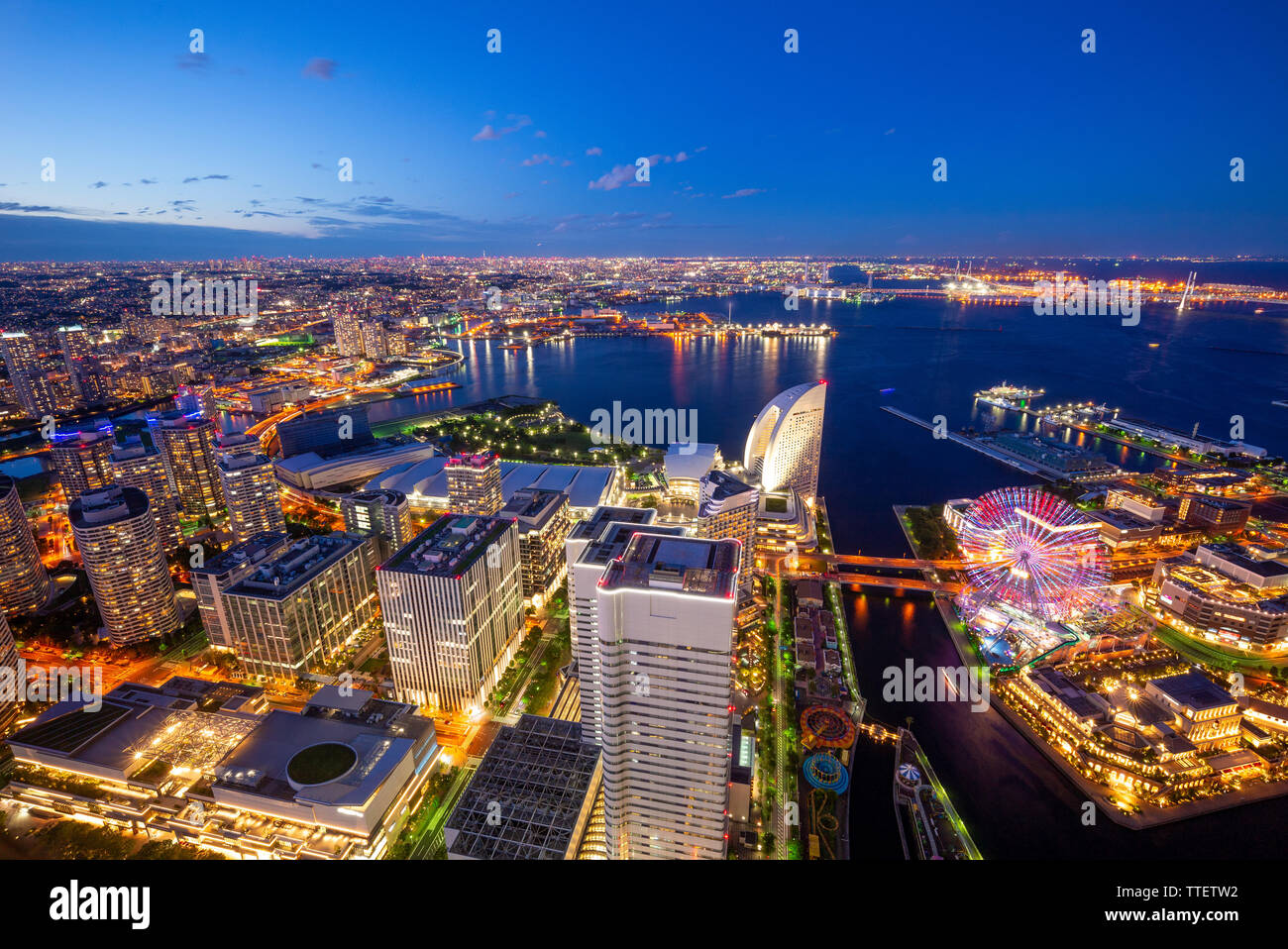 Aerial view iconic coast city hi-res stock photography and images - Alamy