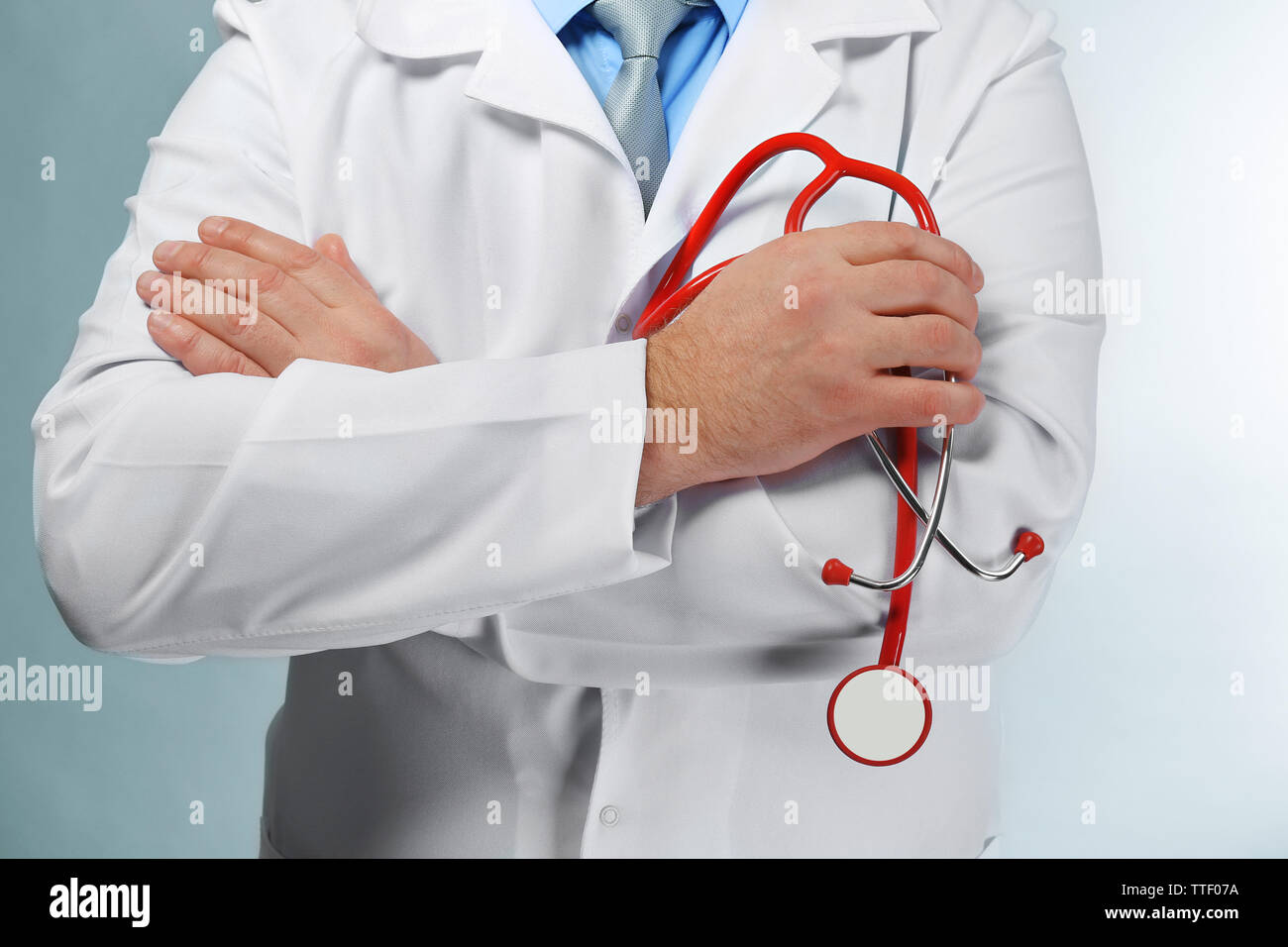 Doctor with stethoscope, close-up Stock Photo - Alamy