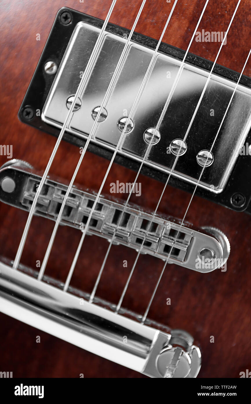 Strings of electric guitar, close up Stock Photo - Alamy