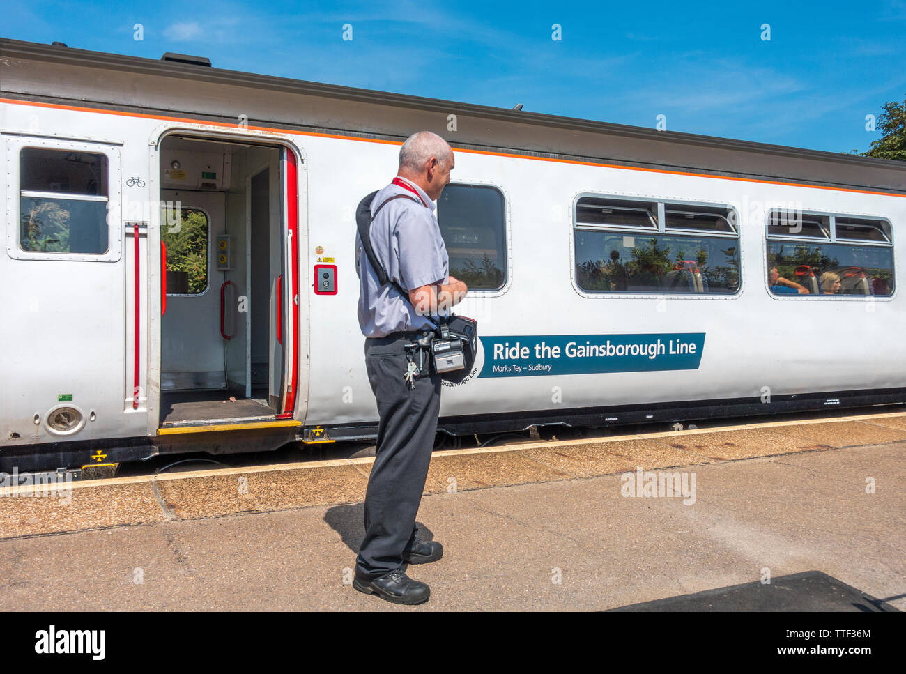 Platform Ticket Machine High Resolution Stock Photography and Images ...
