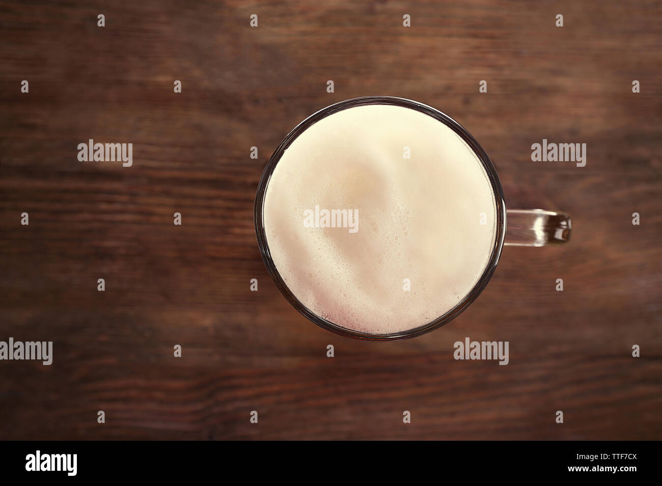 Beer splash top view hi-res stock photography and images - Alamy