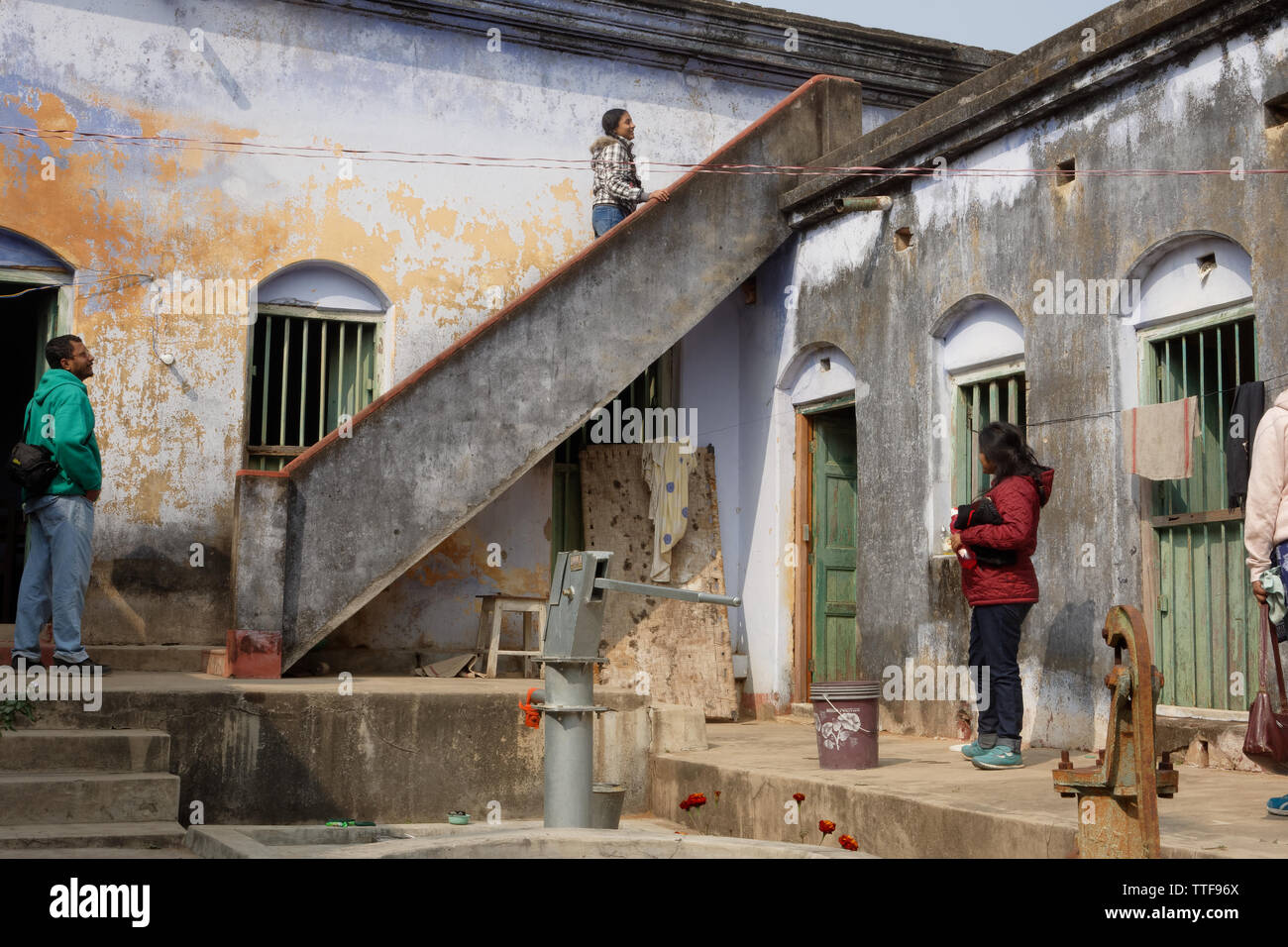 Indian family four india hi-res stock photography and images - Alamy