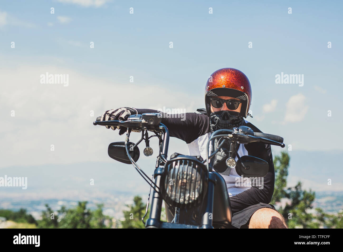Cruiser motorcycle hi-res stock photography and images - Alamy