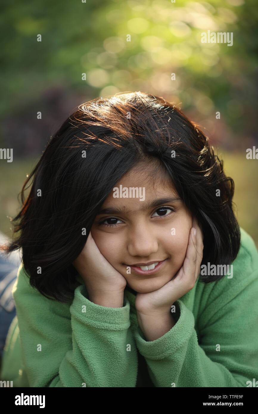 Touches elbows hi-res stock photography and images - Alamy