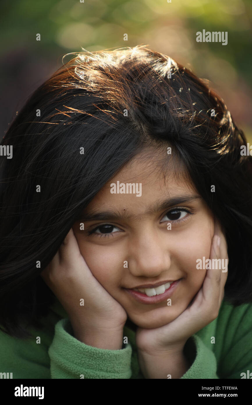 Touches elbows hi-res stock photography and images - Alamy
