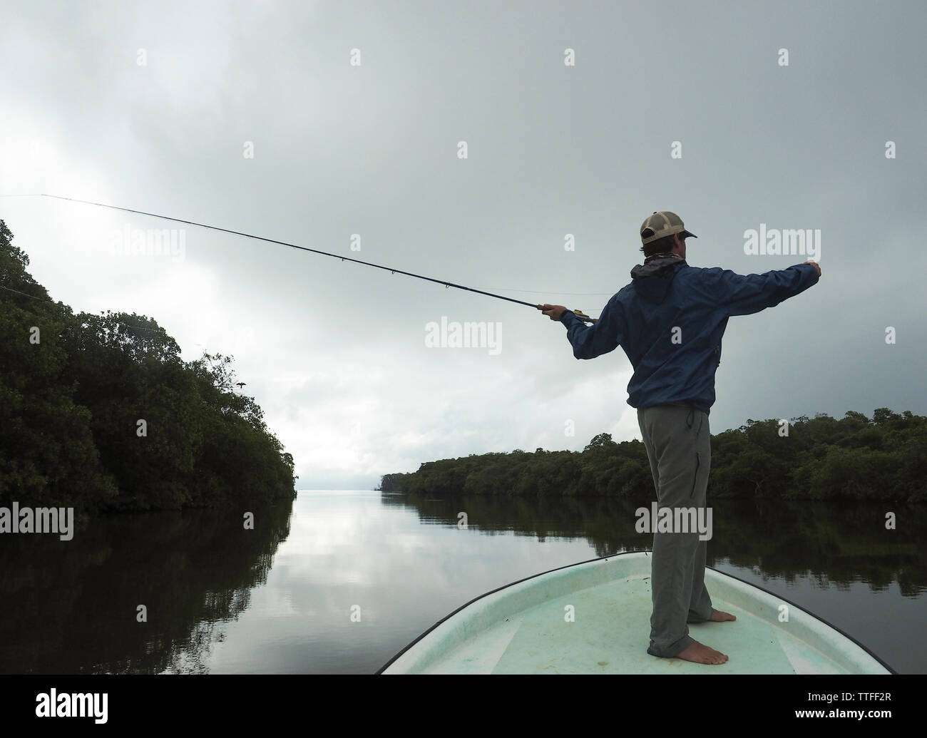 Preparing the fishing boat hi-res stock photography and images - Alamy