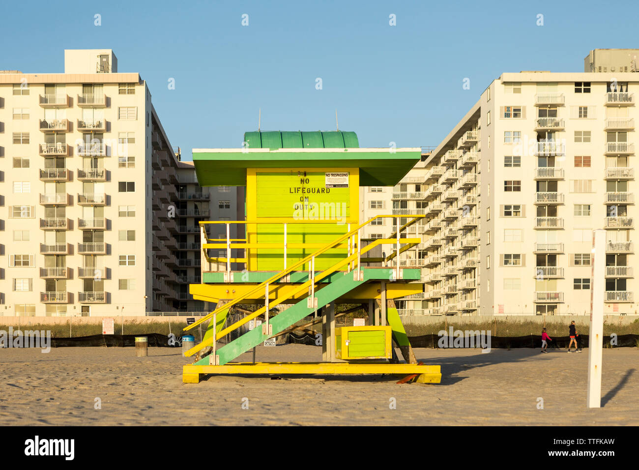 Lifeguard tower with buildings in background, South Beach, Miami Stock ...