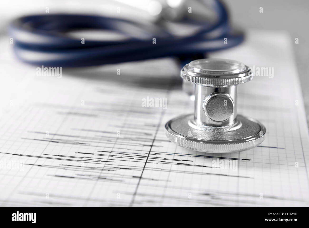 Hospital sheet chart hi-res stock photography and images - Alamy