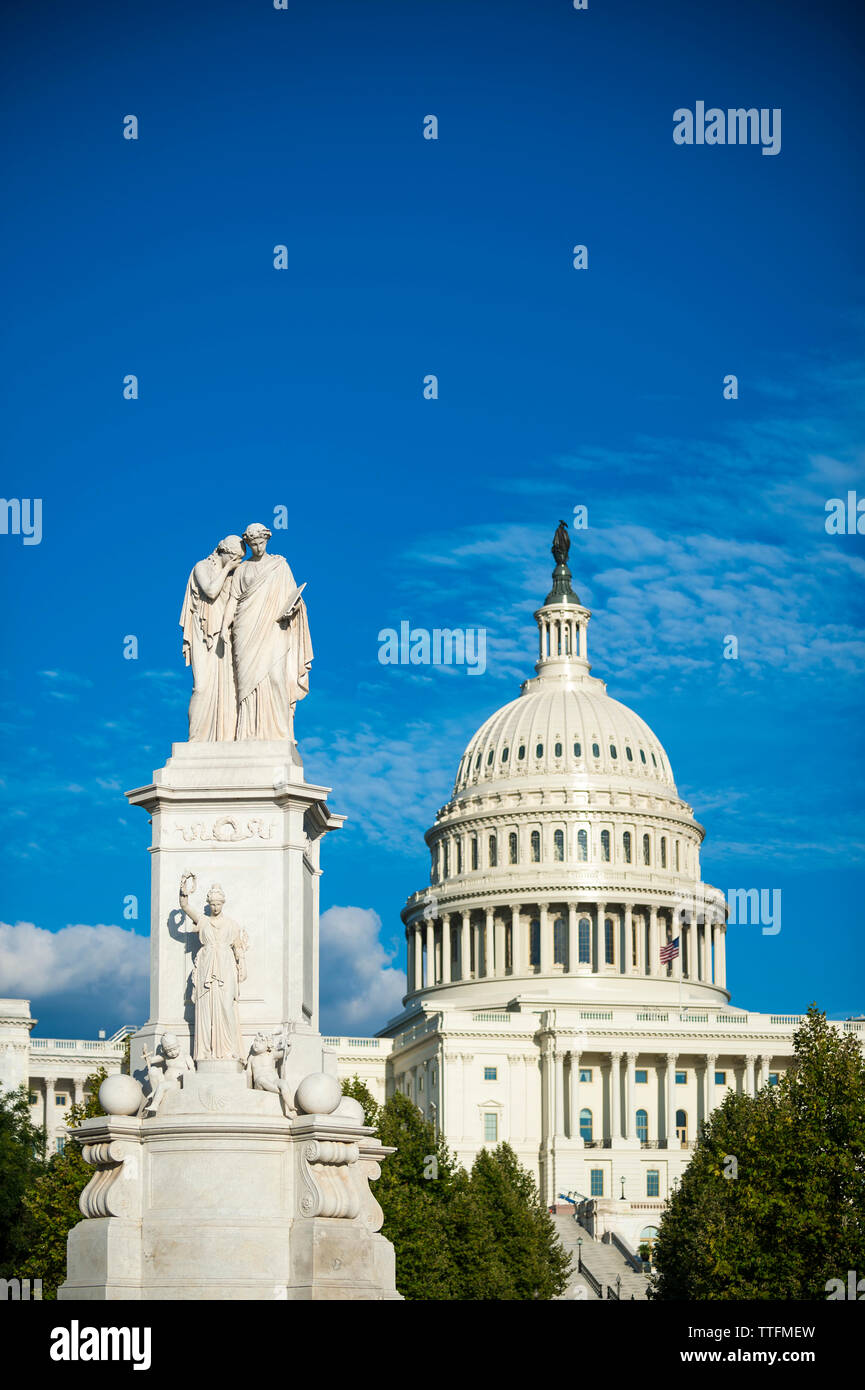 Greenery in dc hi-res stock photography and images - Alamy