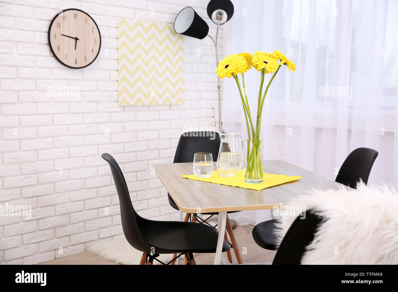 Dining table in home interior Stock Photo - Alamy