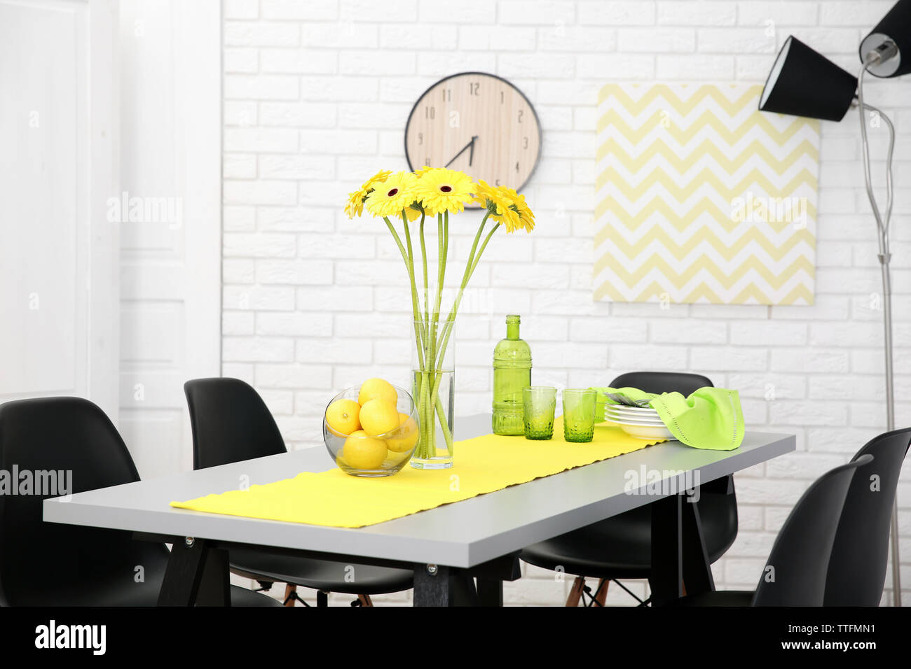 Dining table in home interior Stock Photo - Alamy