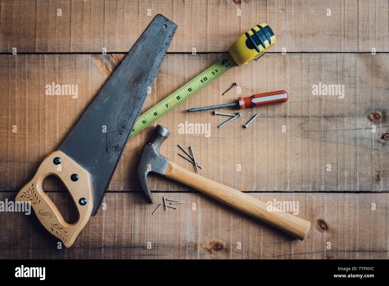 Hammer saw hi-res stock photography and images - Alamy