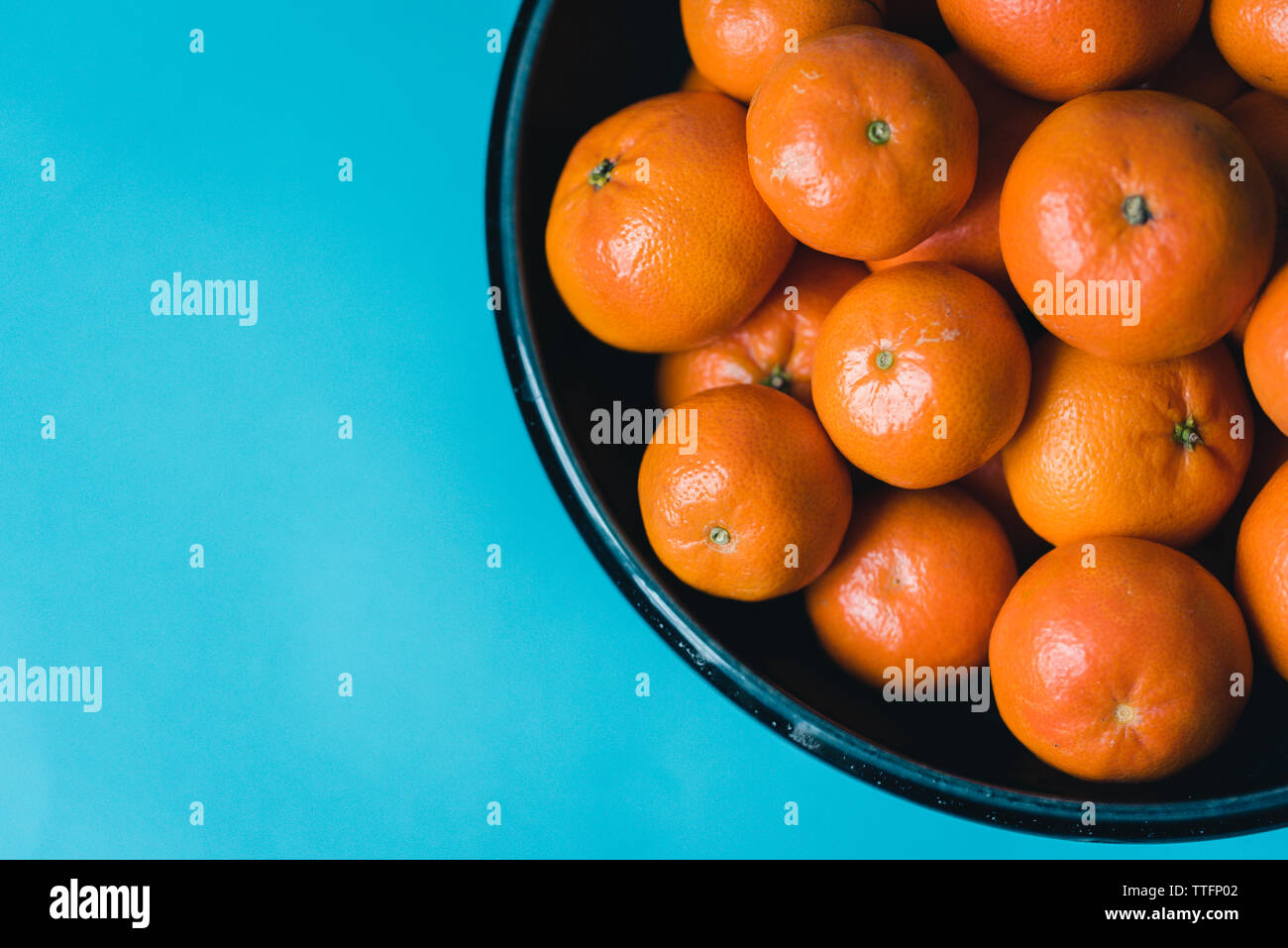 Mandarin blue hi-res stock photography and images - Alamy