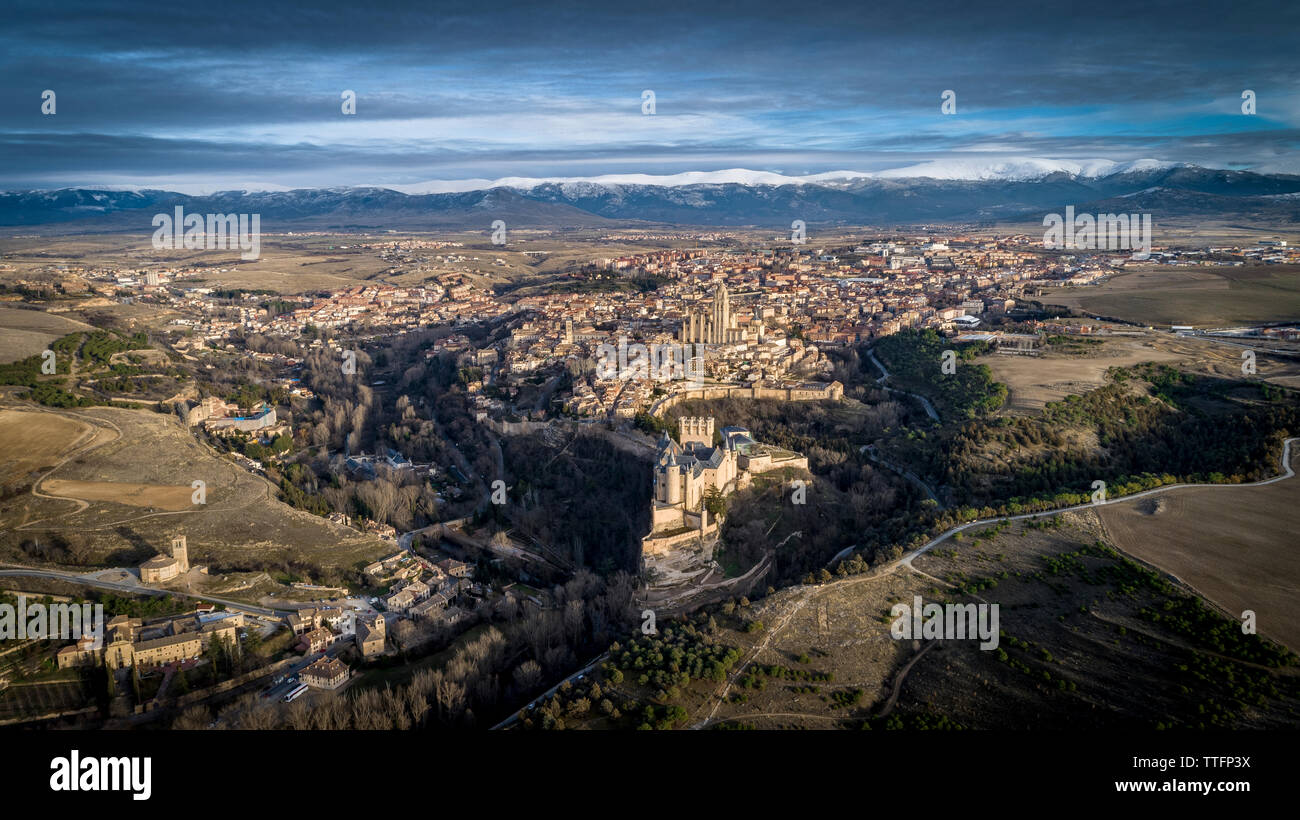 Ancient architecture cathedral segovia hi-res stock photography and ...