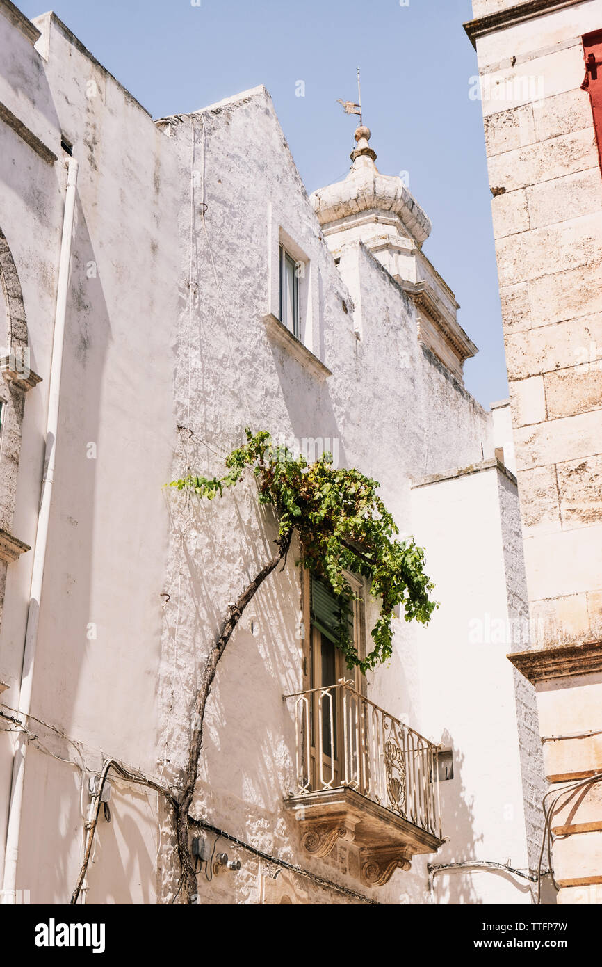 Stone Buildings in Italian Village Stock Photo - Alamy